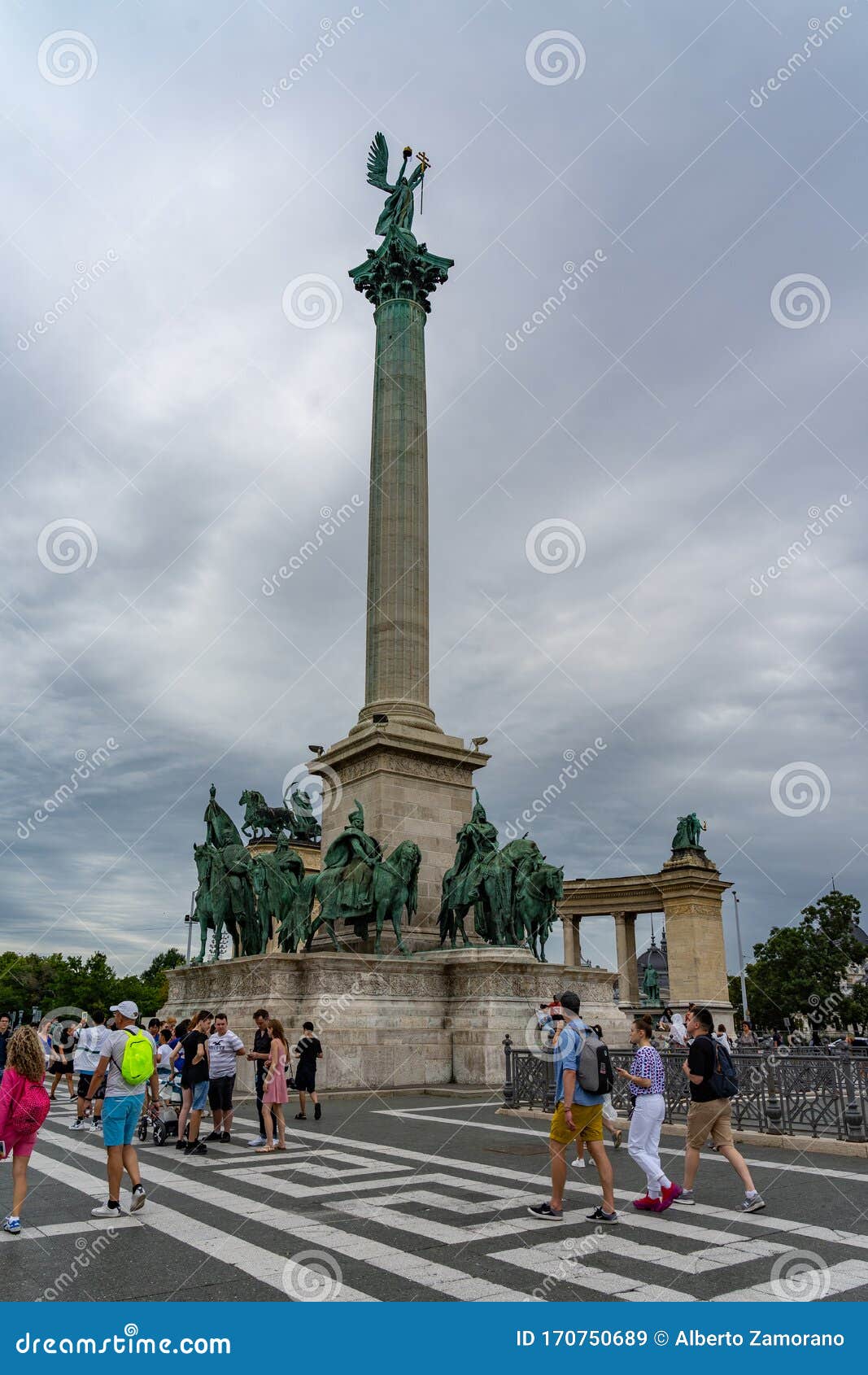 Heroes` Square in Budapest, Hungary. Editorial Stock Image - Image of ...
