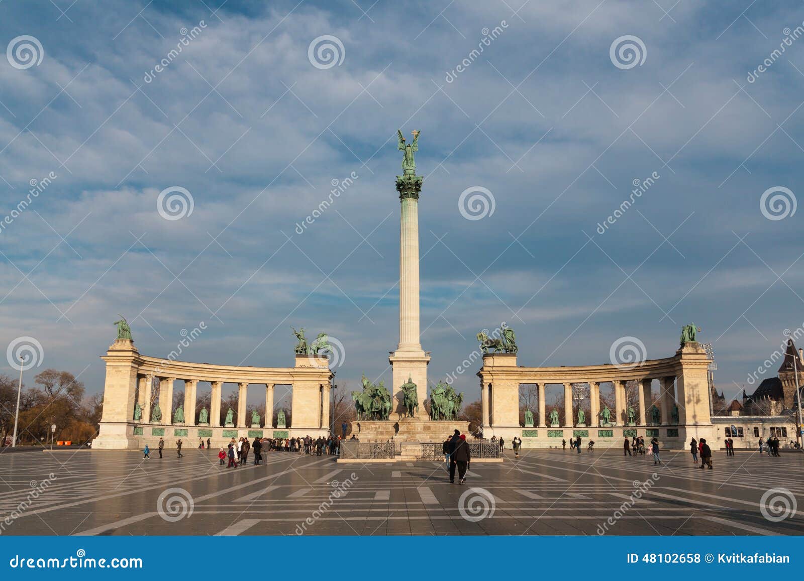 Heroes Square, Budapest editorial stock photo. Image of square - 48102658