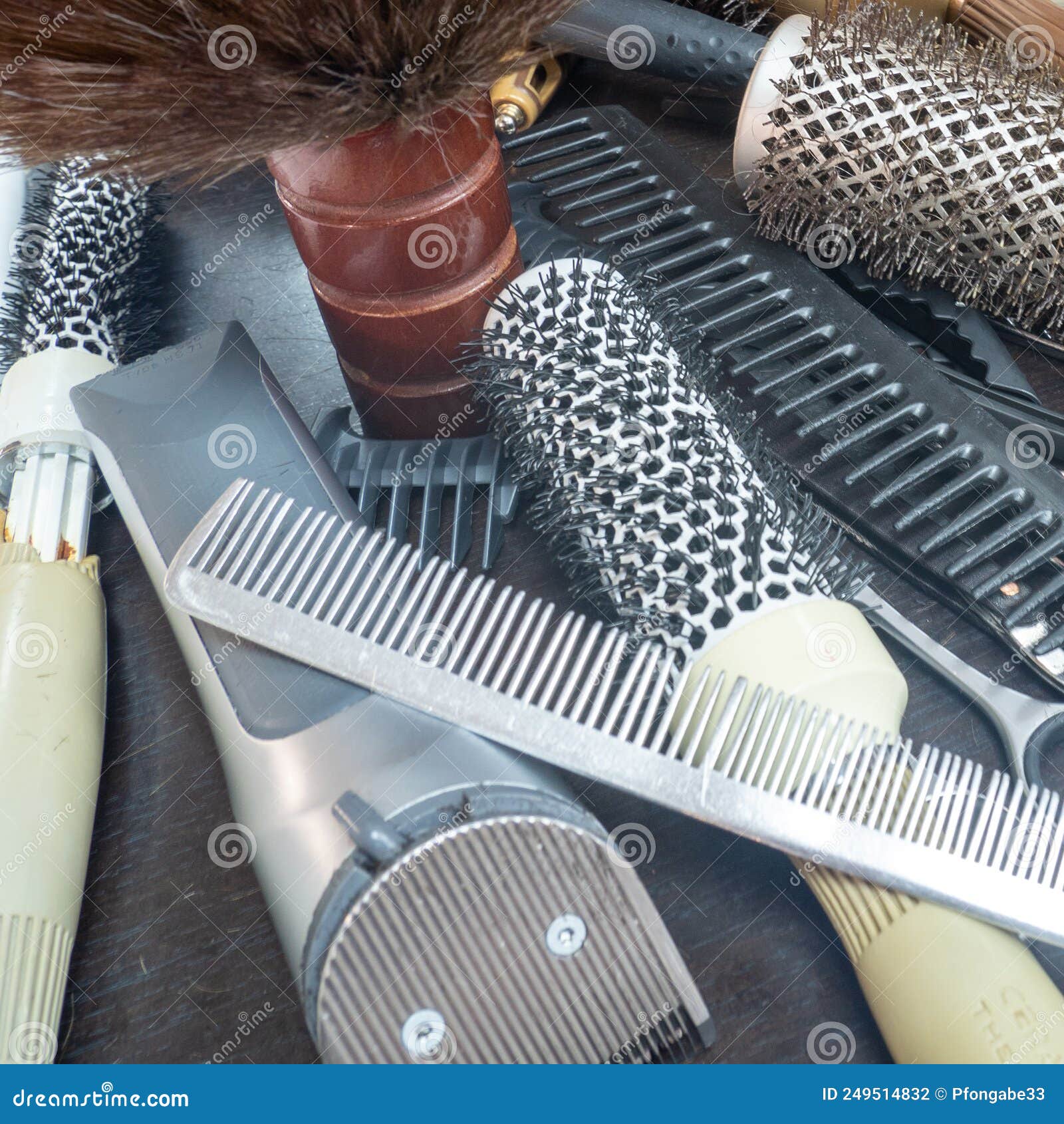 Herramientas De Barbero Profesionales Foto de archivo - Imagen de ...