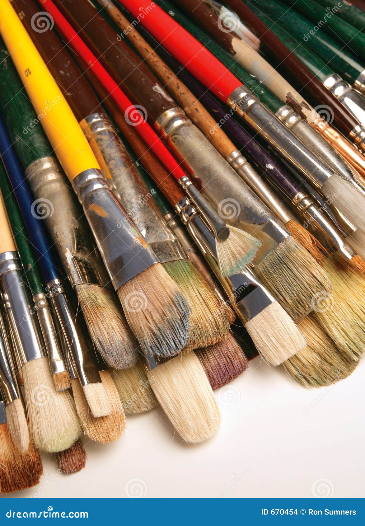 Het Assortiment Van Het Penseel Stock Foto - Image of studio, palet: 670454