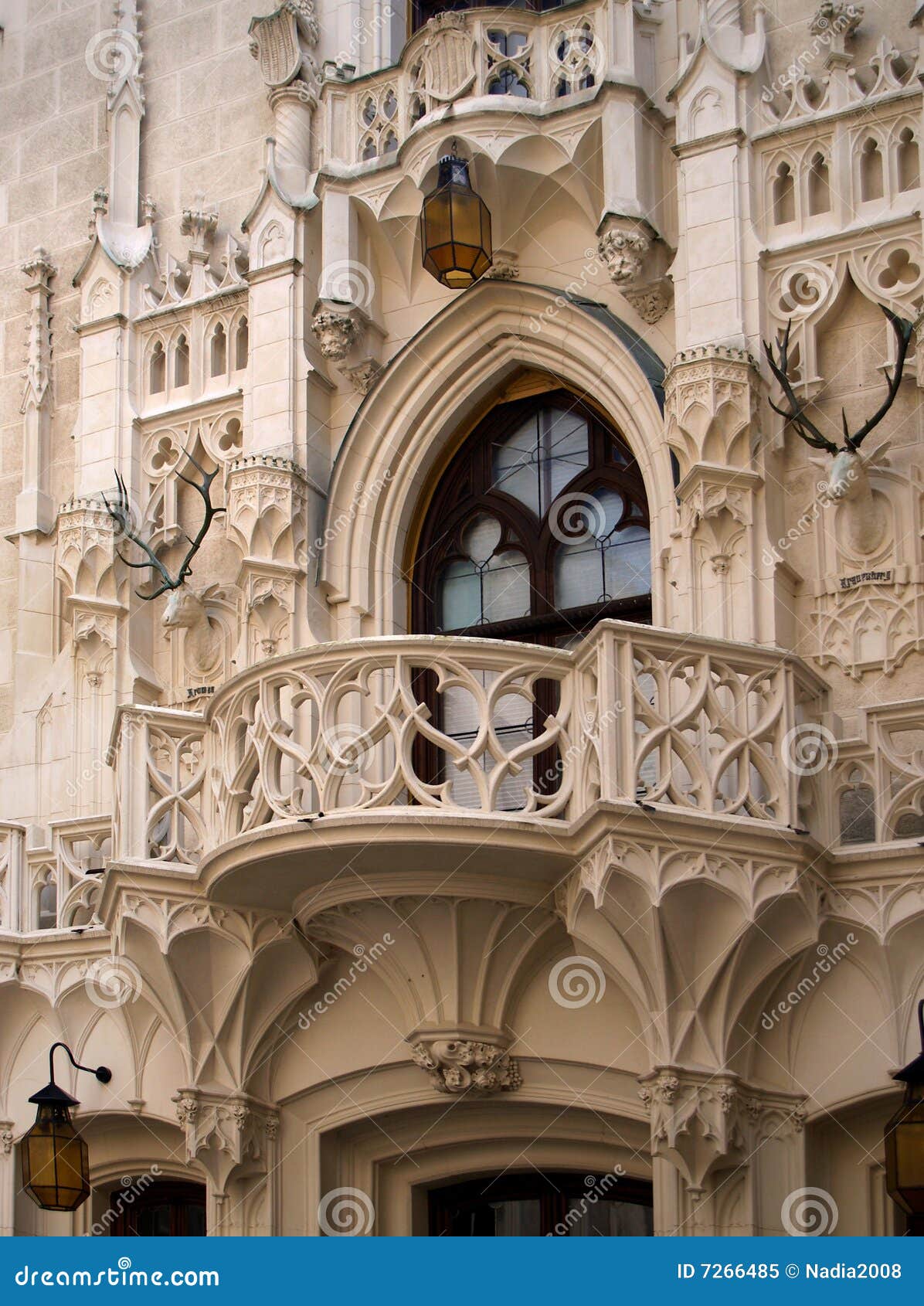 Het Balkon Van Het Kasteel Van Hluboka Stock Afbeelding - Image of ...