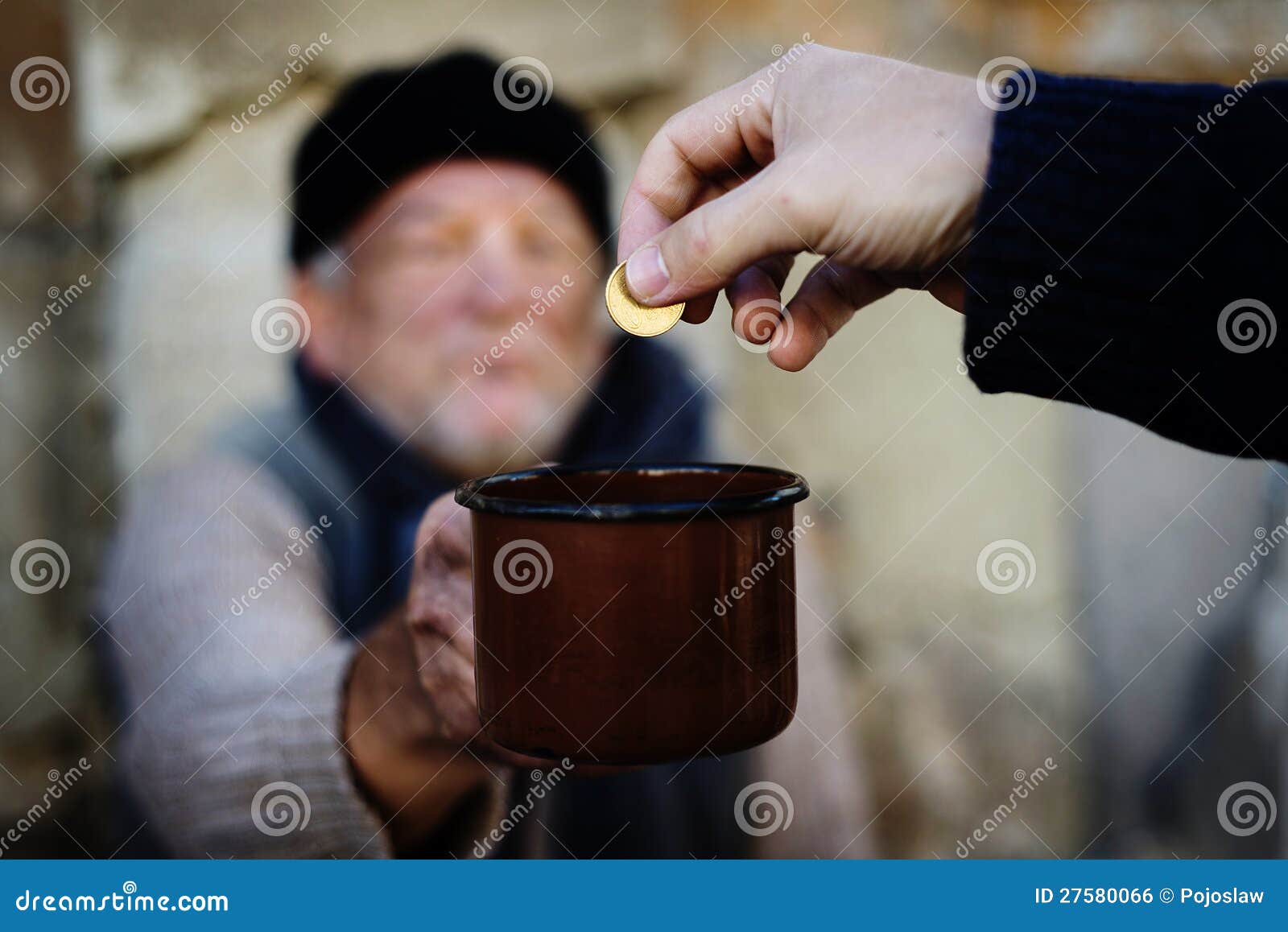Het bedelen van hand stock foto. Image of handen, armoede - 27580066