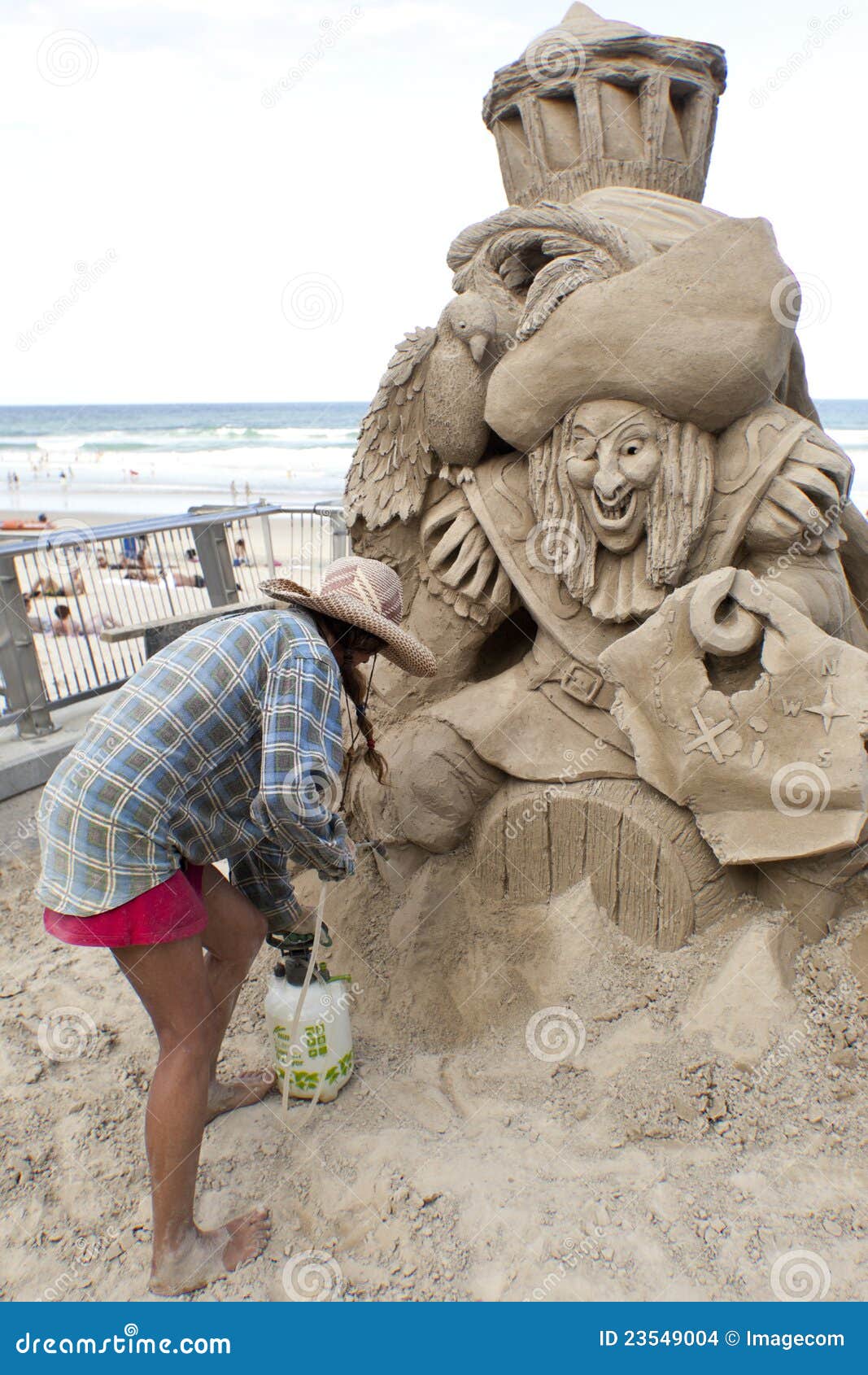 Het Beeldhouwen Van Het Zand Redactionele Stock Afbeelding - Image of ...