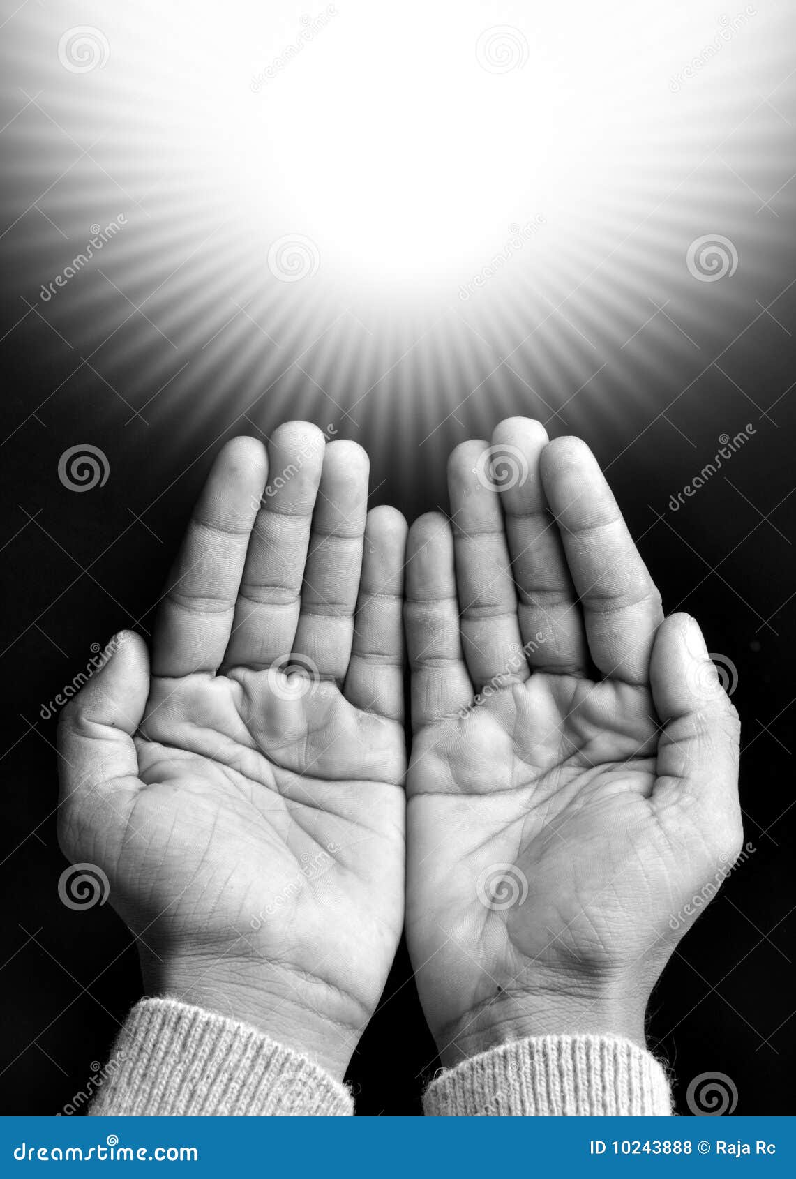 Het bidden handen stock foto. Image of mannetje, bereik - 10243888
