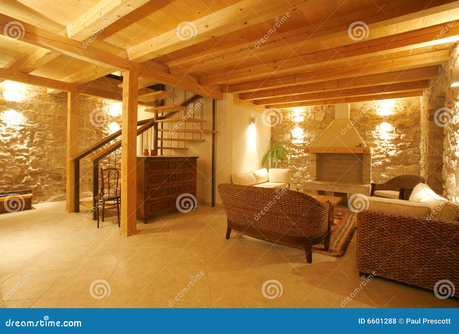 Het Binnenland Van De De Steenvilla Van De Luxe Stock Foto - Image of ...