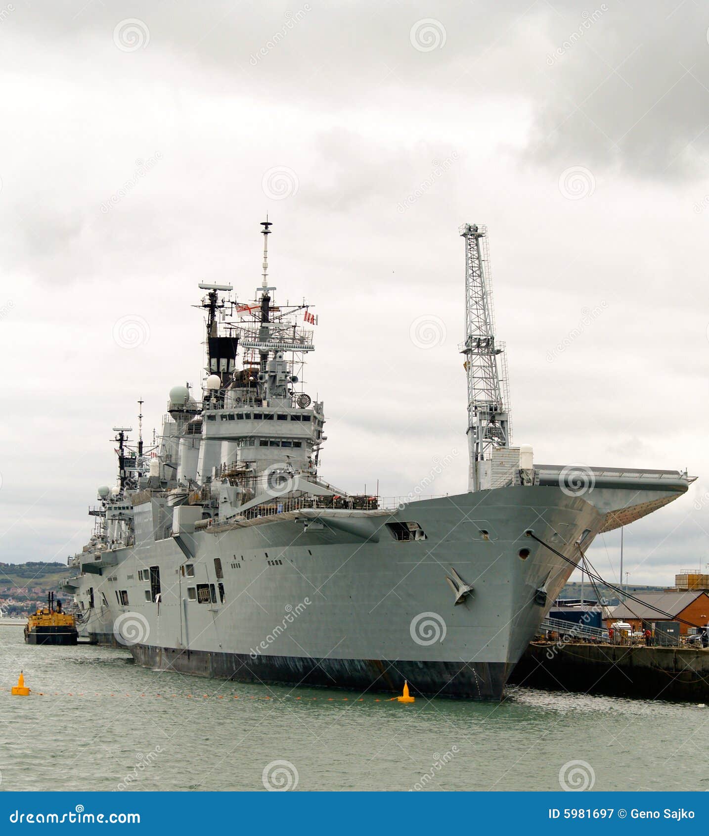 Het Britse ZeeSchip Van Het Vliegdekschip Stock Afbeelding - Image of ...
