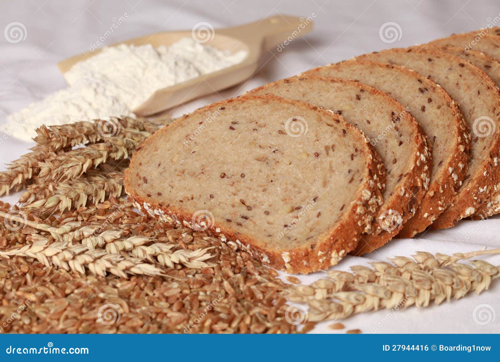 Het brood van de tarwe stock foto. Image of duits, brood - 27944416