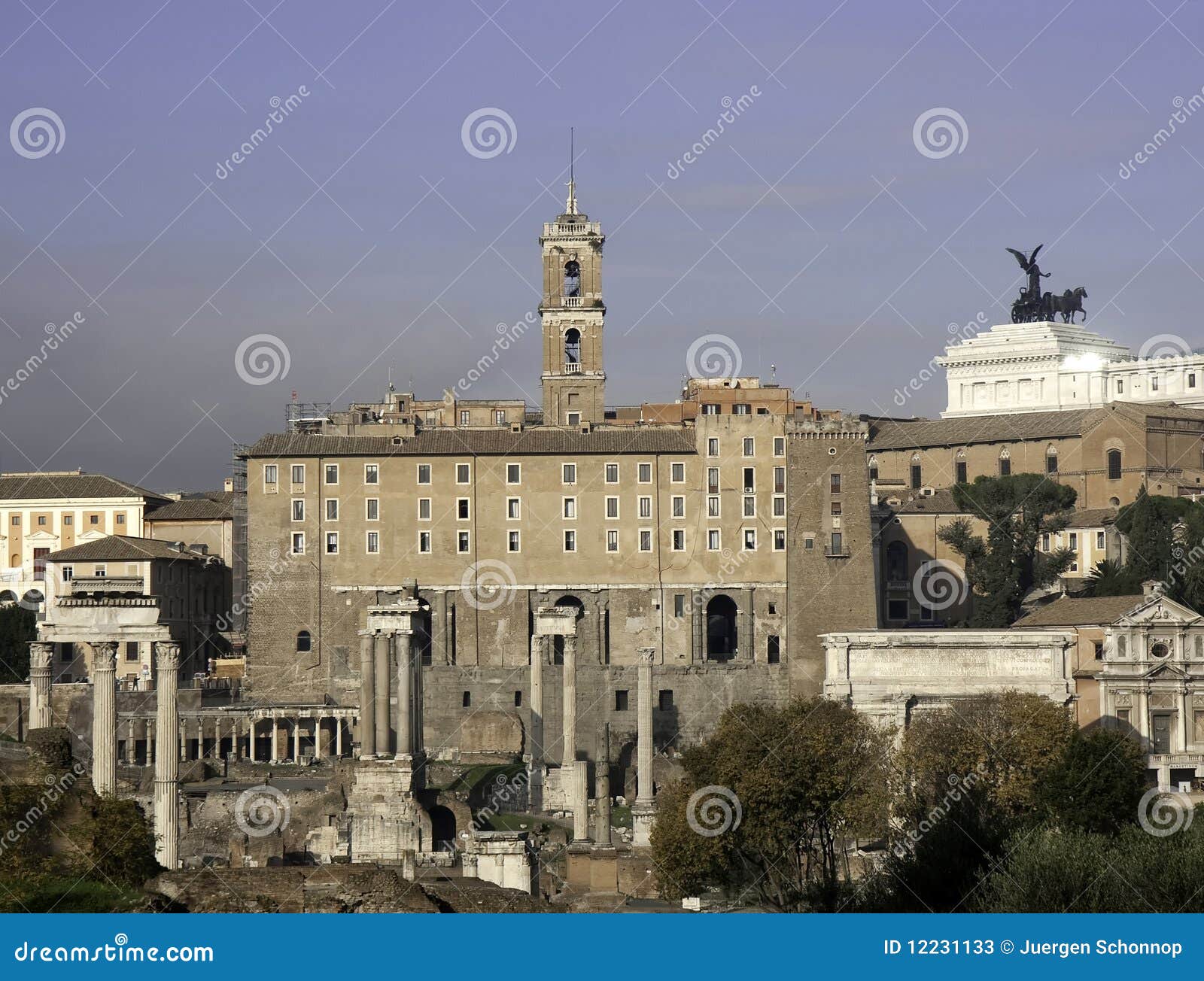 Het Capitool En Het Forum Romanum Stock Afbeelding - Image of toerist ...
