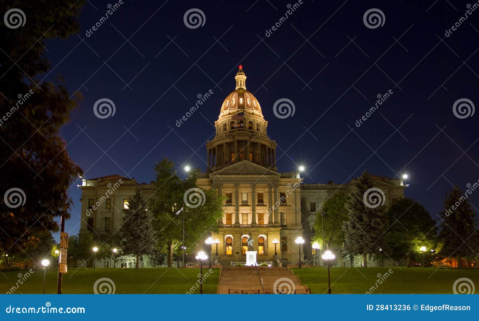 Het Capitool Van De Staat Van Colorado Bij Nacht Stock Foto - Image of ...