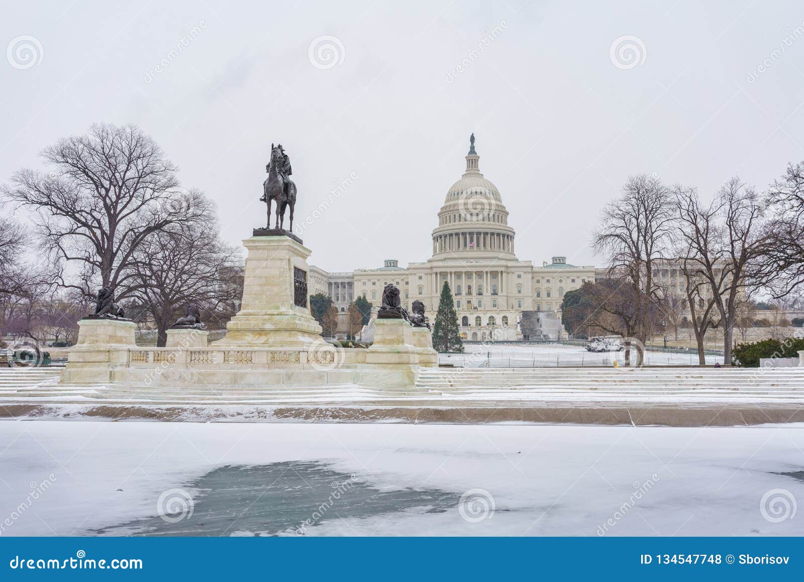 Het Capitool Van De V.S. in Washington DC Bij De Winter Stock Foto ...