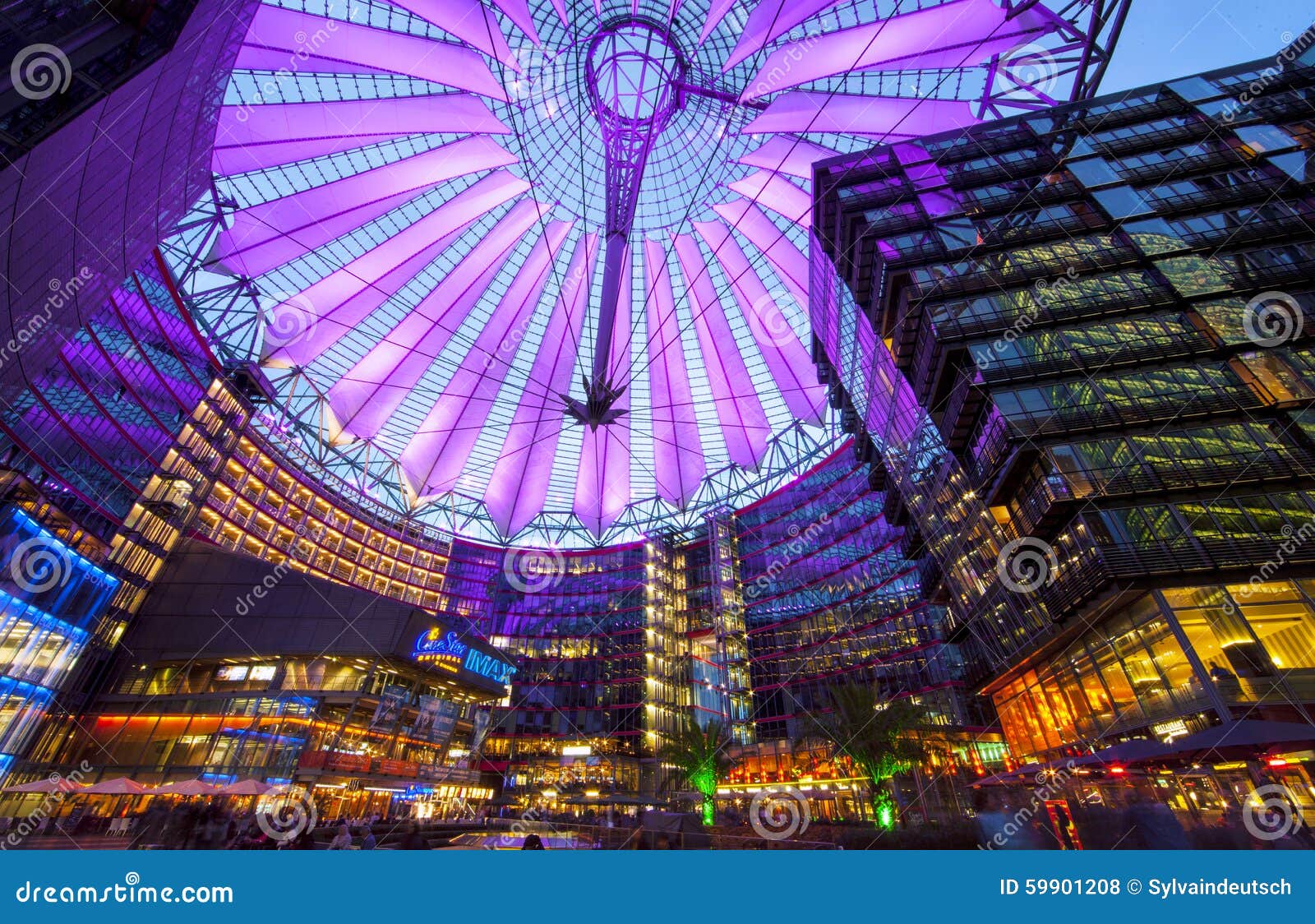 Het Centrum Berlijn Van Sony Redactionele Stock Foto - Image of licht ...