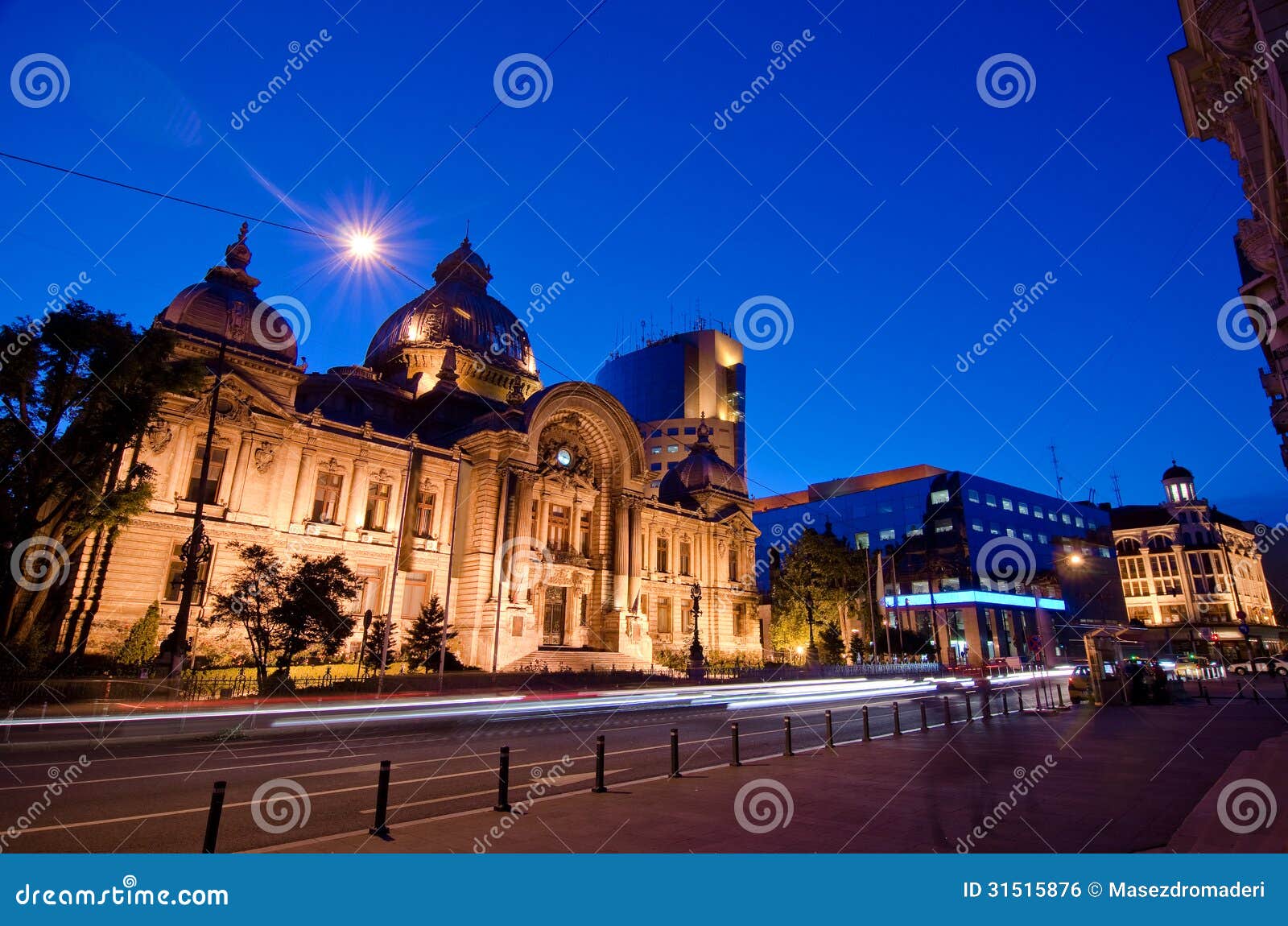 Het Centrum Van Boekarest - CEC Palace Redactionele Foto - Image of ...