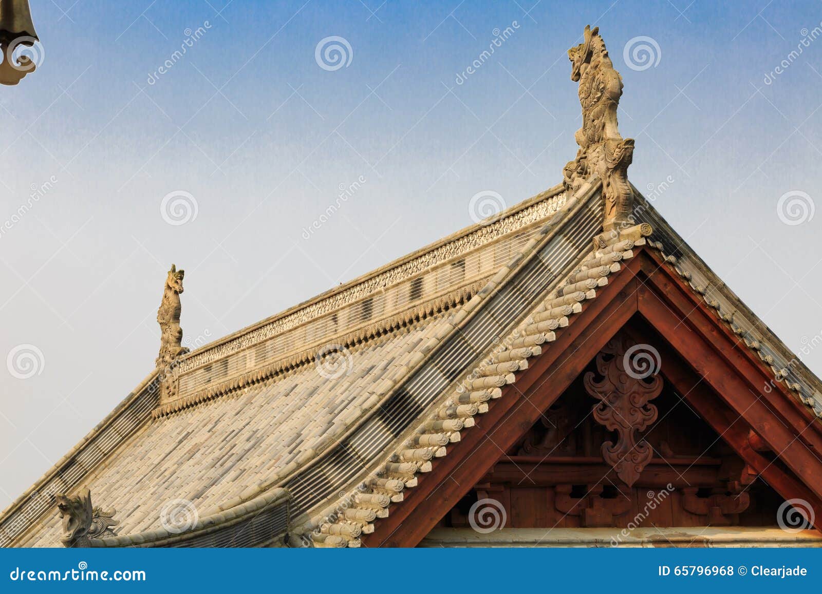 Het Dak Van Chinese Traditionele Houten Gebouwen Stock Foto - Image of ...