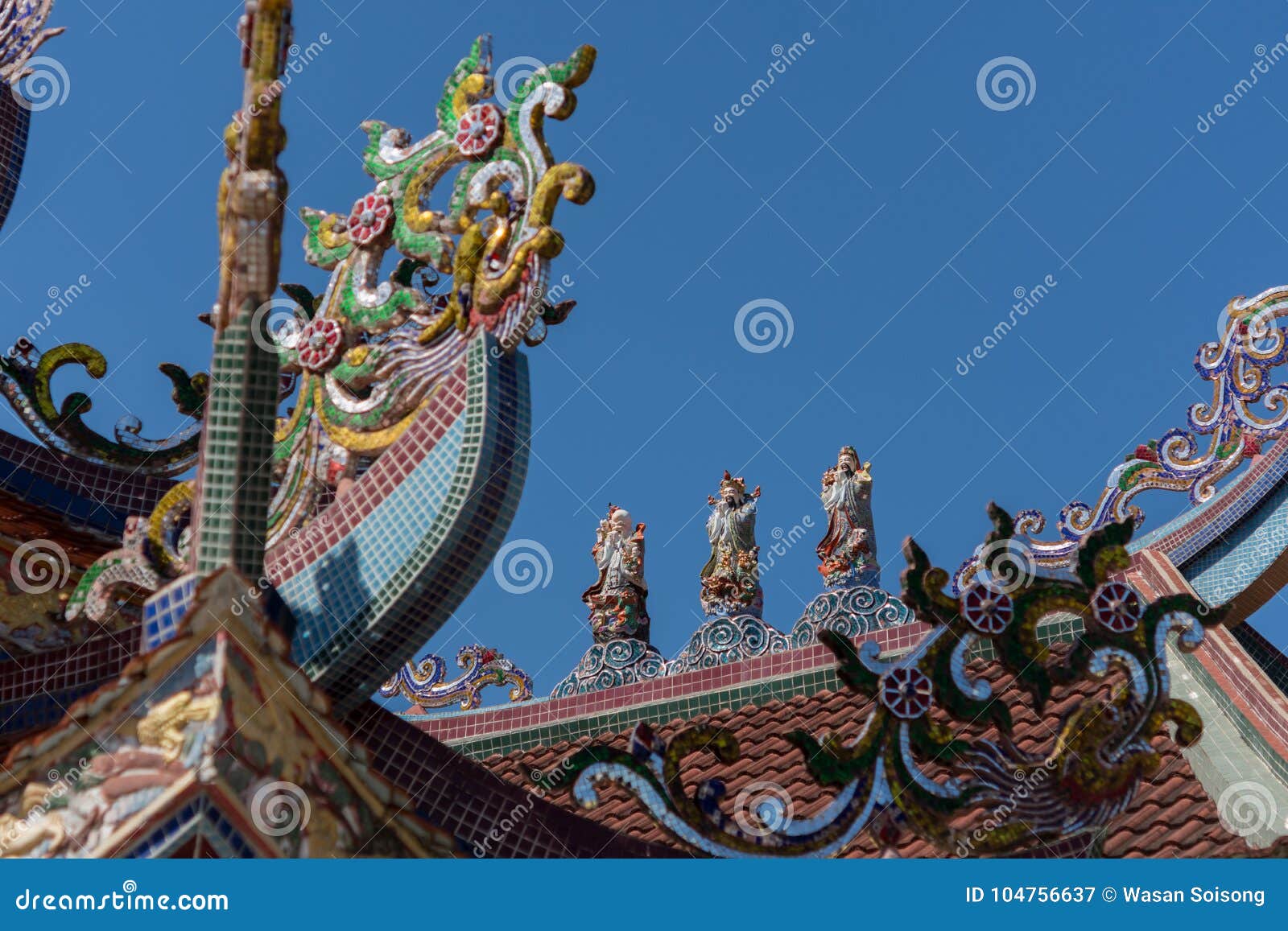 Het Dak Van De Oude Chinese Tempel Stock Afbeelding - Image of ontwerp ...