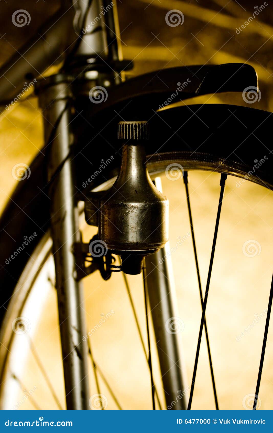 Het detail van de fiets stock foto. Image of fiets, dynamo - 6477000