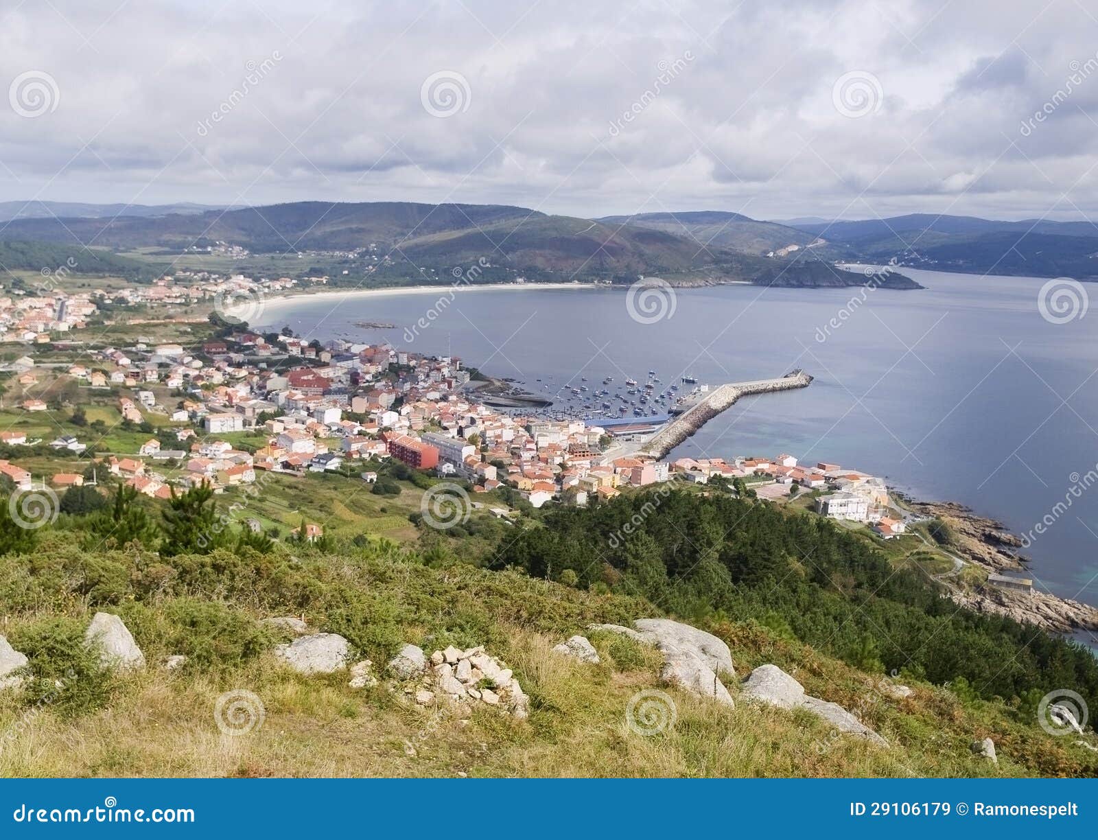 Het Dorp van Finisterre stock afbeelding. Image of glanzen - 29106179