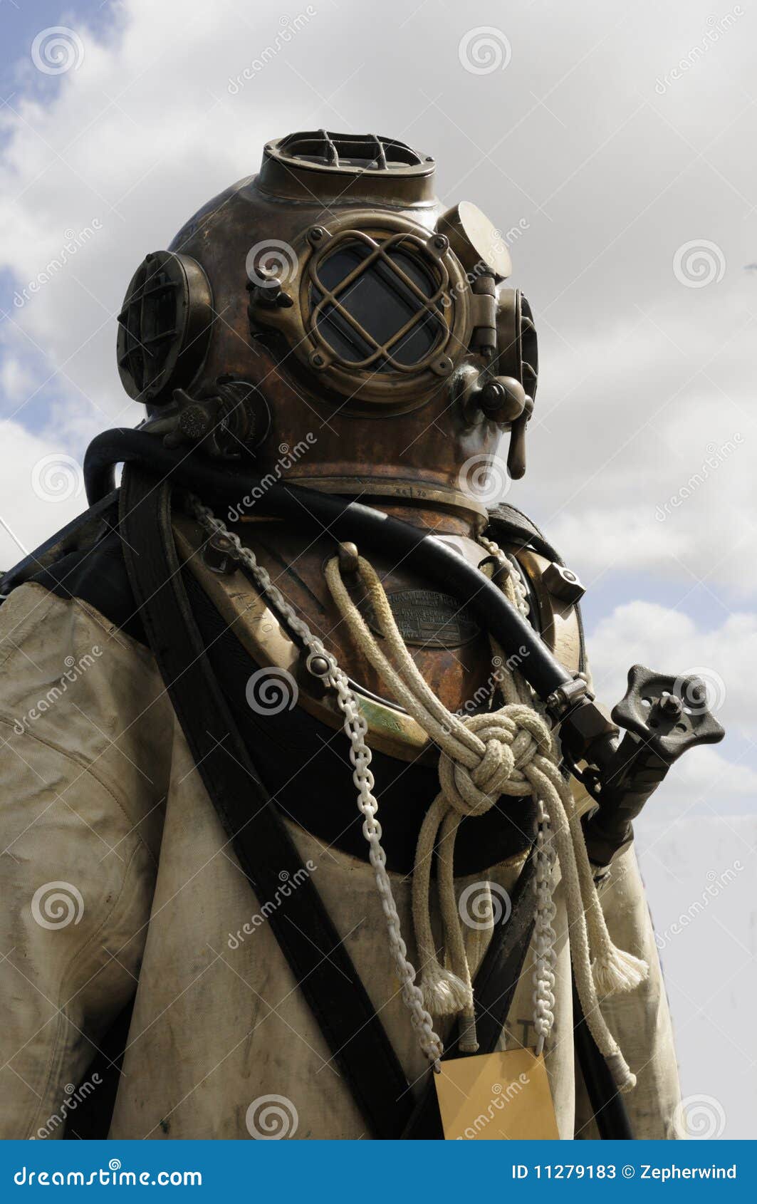 Het Duiken Van De Marine Helm Stock Afbeelding - Image of diep ...