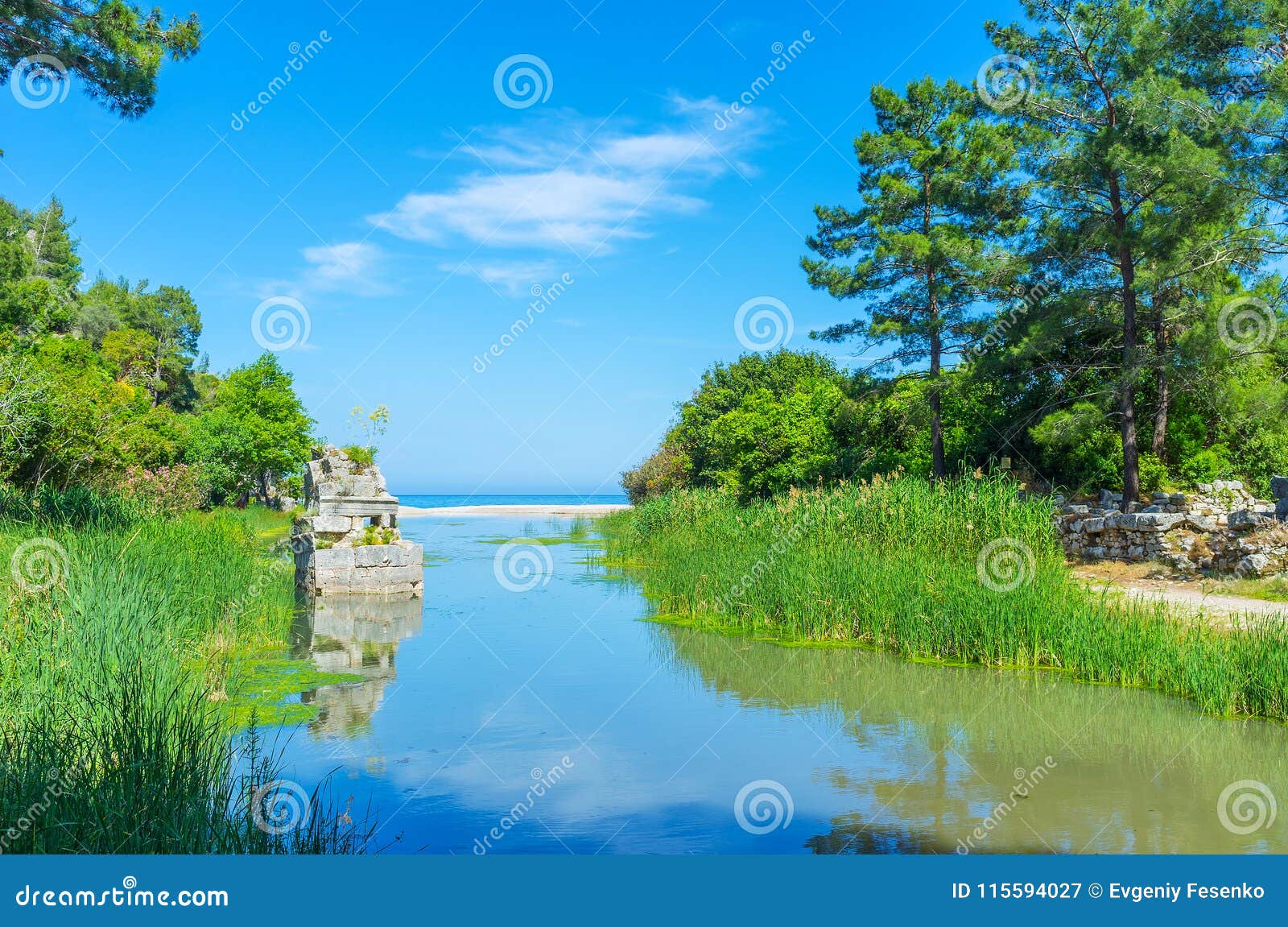 Het Estuarium Van De Olymposstroom, Turkije Stock Afbeelding - Image of ...