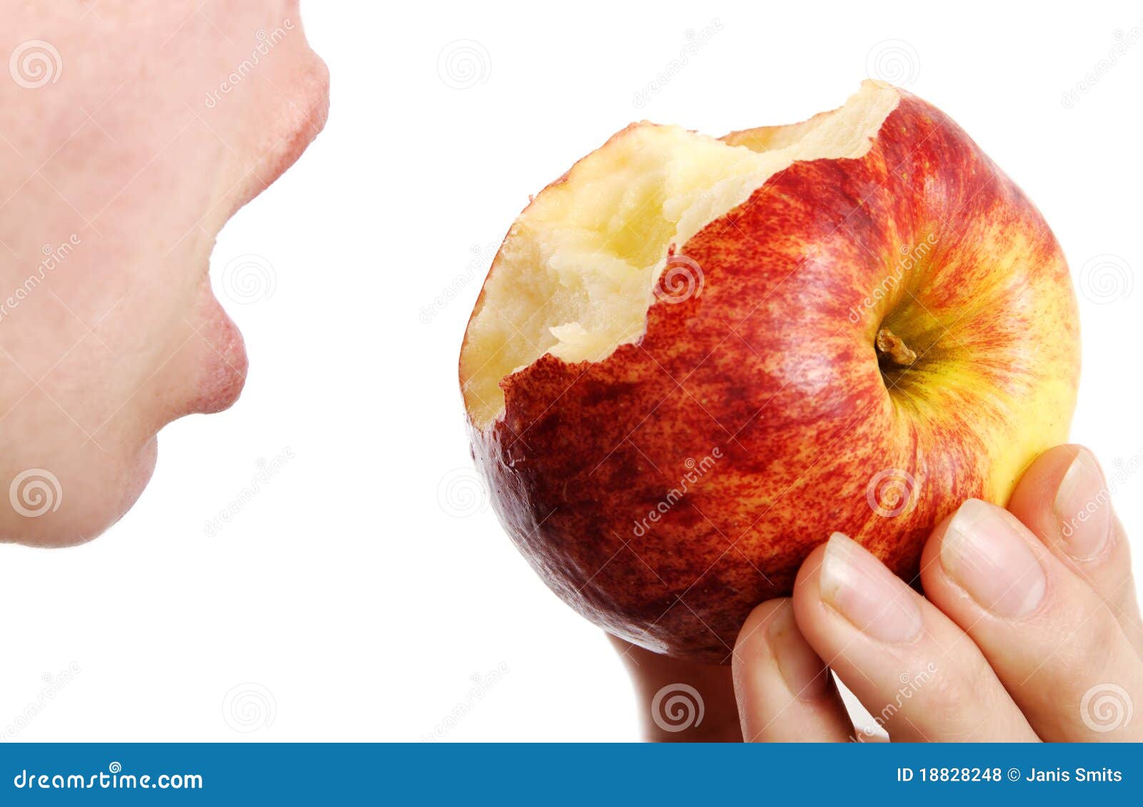 Het eten van appel. stock foto. Image of tanden, huid - 18828248