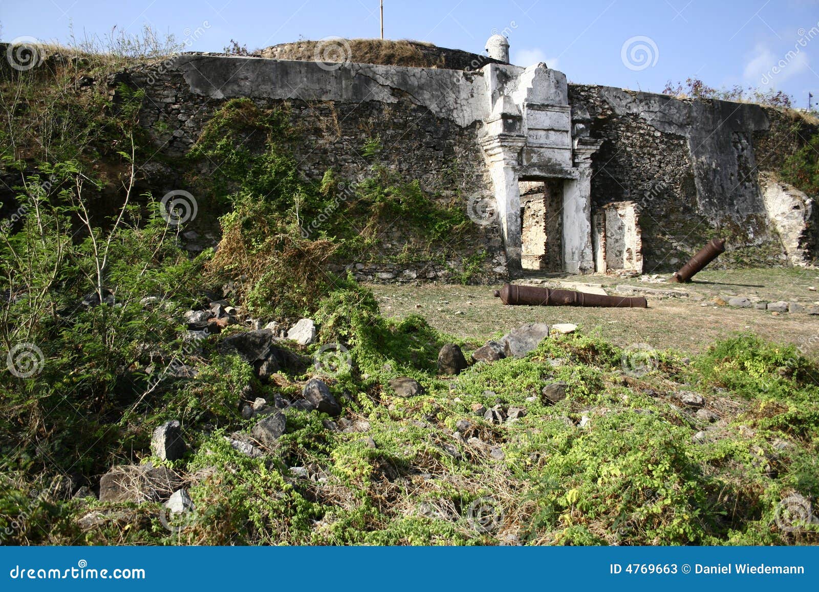 Het Fort van de oorlog stock afbeelding. Image of fernando - 4769663