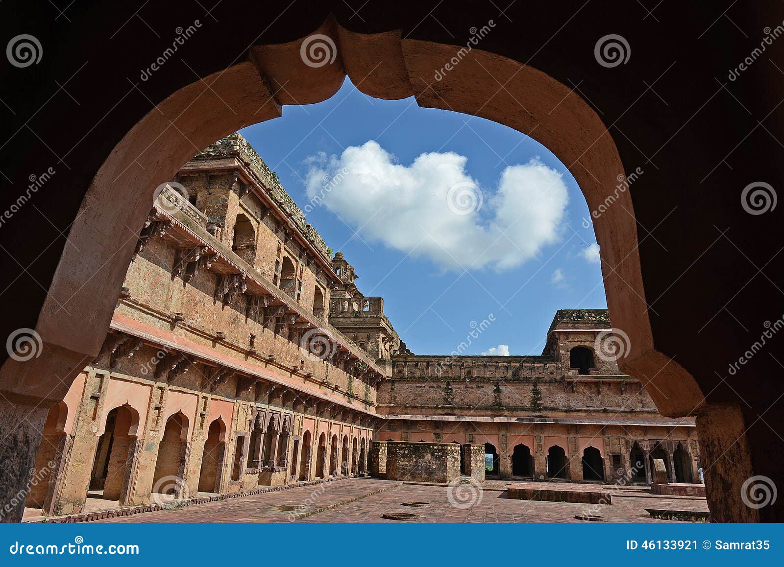 Het Fort van Garhkundar stock afbeelding. Image of kasteel - 46133921