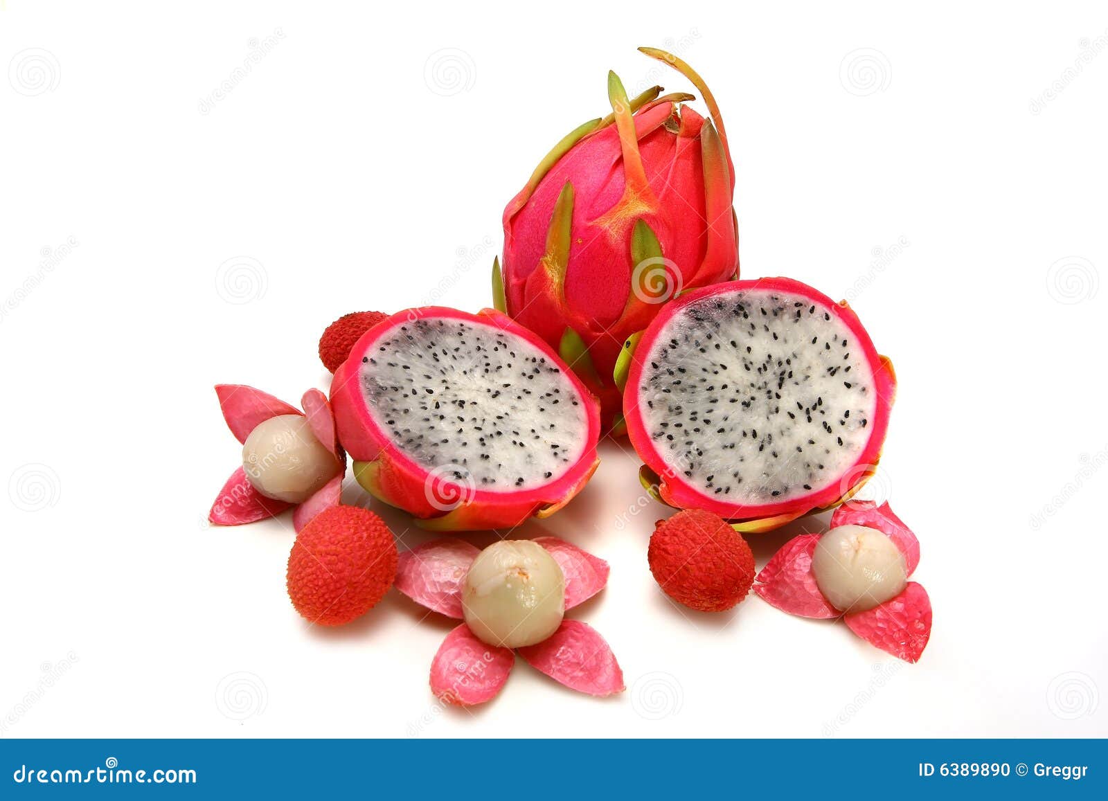 Het Fruit En Twee Van De Draak Half Met Open Lychee Stock Foto - Image ...