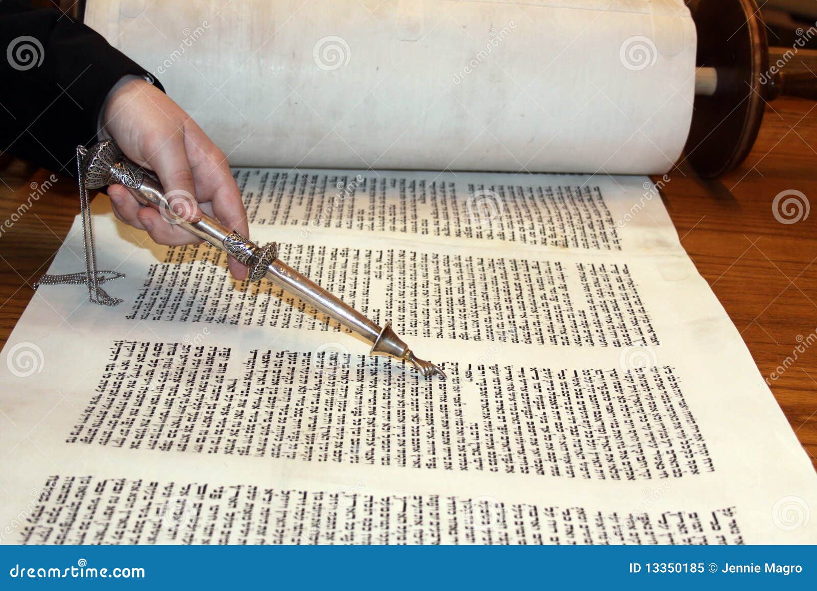 Het Gedeelte Van Torah Van De Bar Mitswa Stock Afbeelding - Image of ...