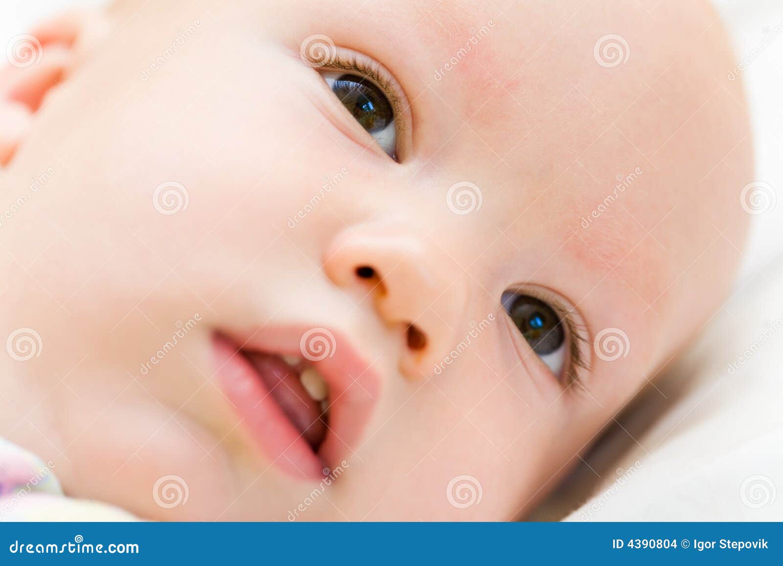 Het Gezicht Van De Baby. De Close-up Van Ogen Stock Foto - Image of ...
