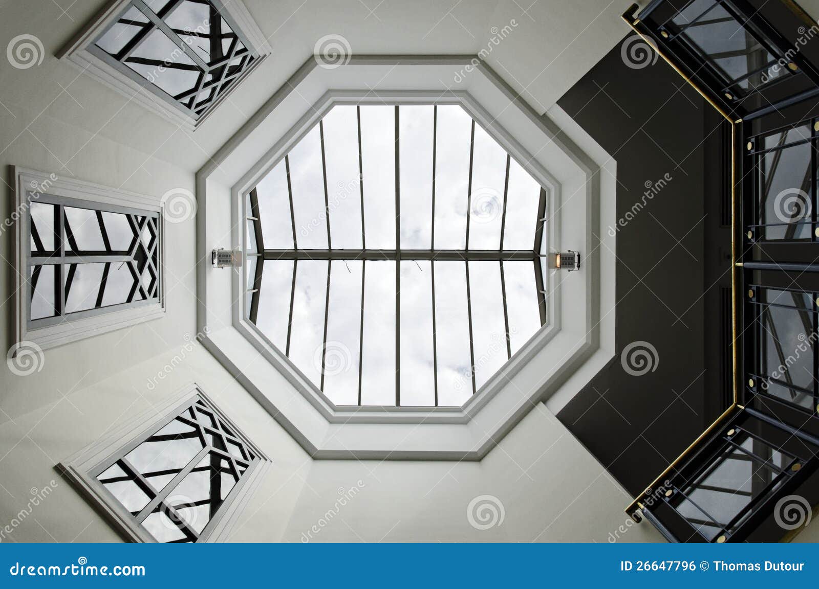 Het Glasplafond Van De Achthoek Stock Foto - Image of wandelgalerij ...