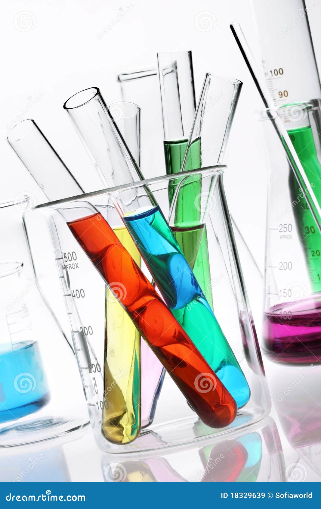 Het Glaswerk Van Het Laboratorium Stock Afbeelding - Afbeelding ...