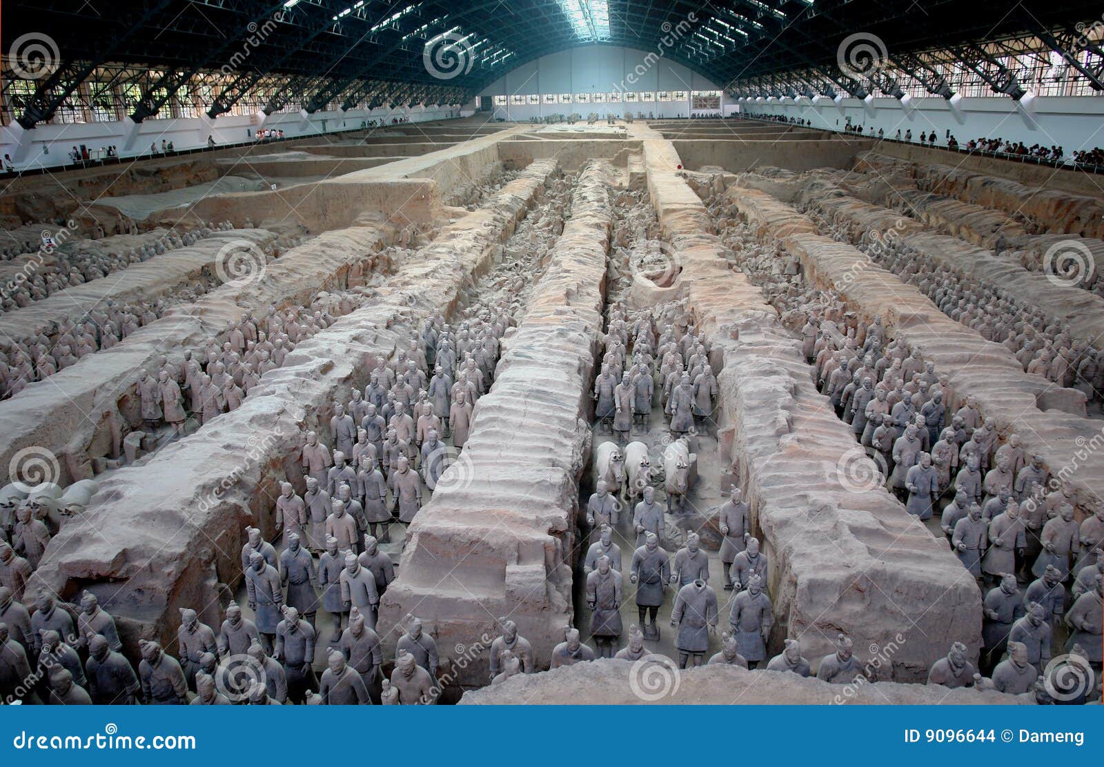 Het Graf Van Si Huang Van Qin Redactionele Stock Afbeelding - Image of ...