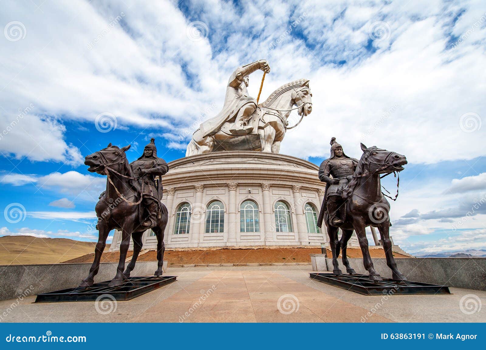 Het Grootste Standbeeld Van De Wereld Van Genghis Khan Redactionele ...