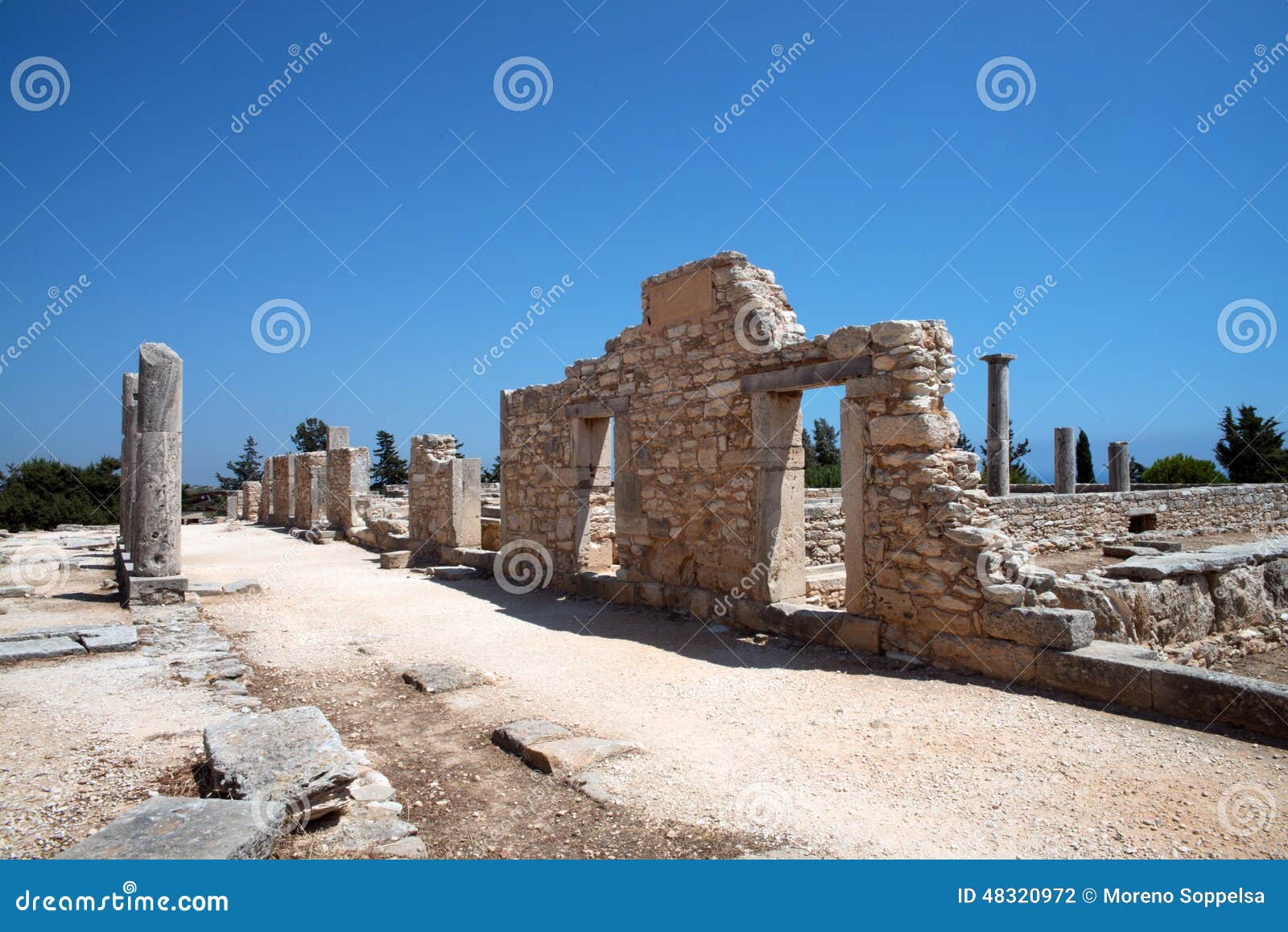Het Heiligdom Van Apollo Hylates, Cyprus Stock Foto - Image of stad ...