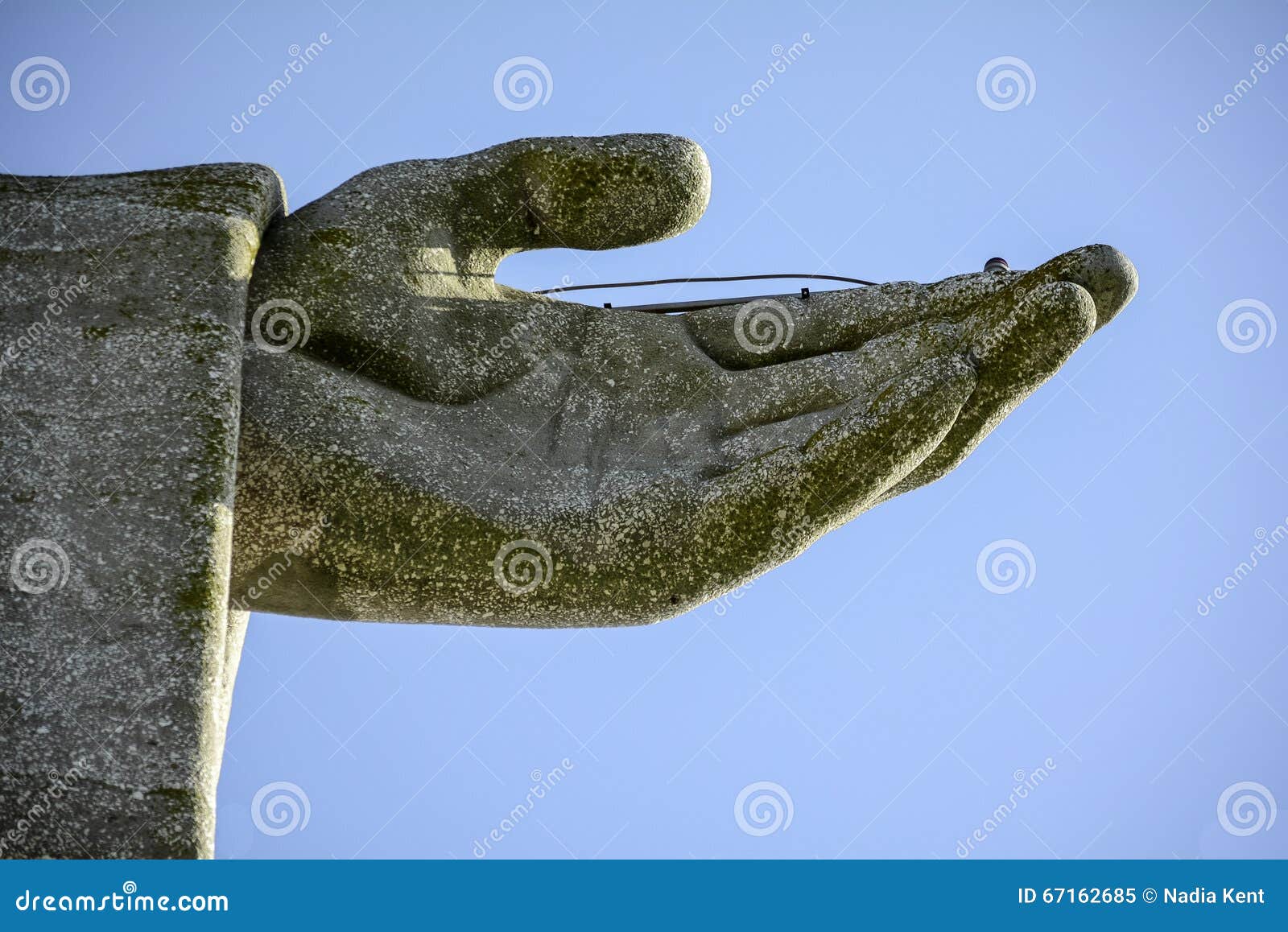 Het Helpen Van Hand Van God Stock Afbeelding - Image of hulp, voeding ...