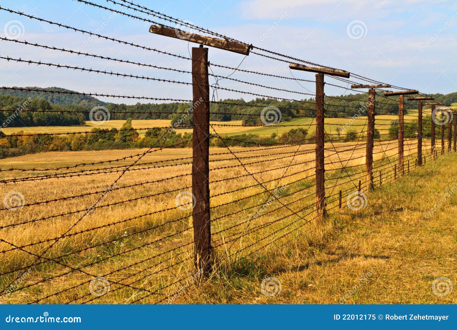 Het IJzeren gordijn blijft stock afbeelding. Image of gestreepte - 22012175