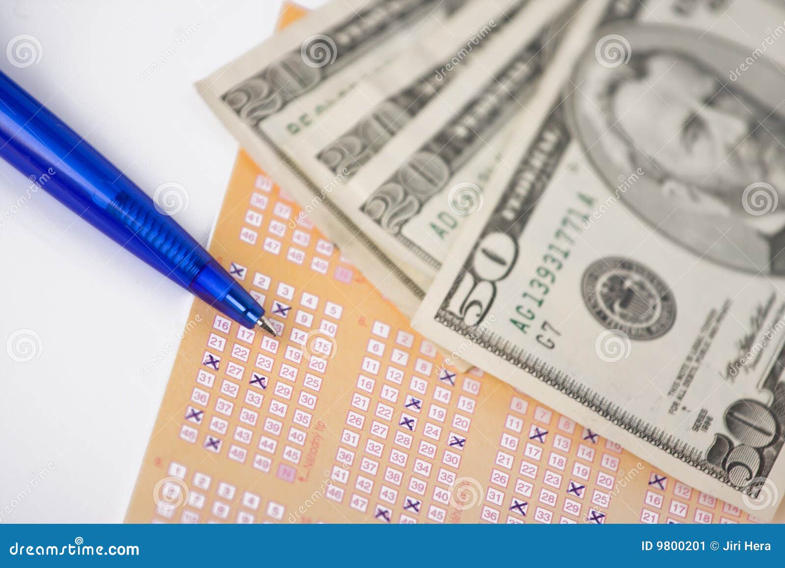 Het Kaartje En Het Geld Van De Loterij Stock Afbeelding - Image of ...