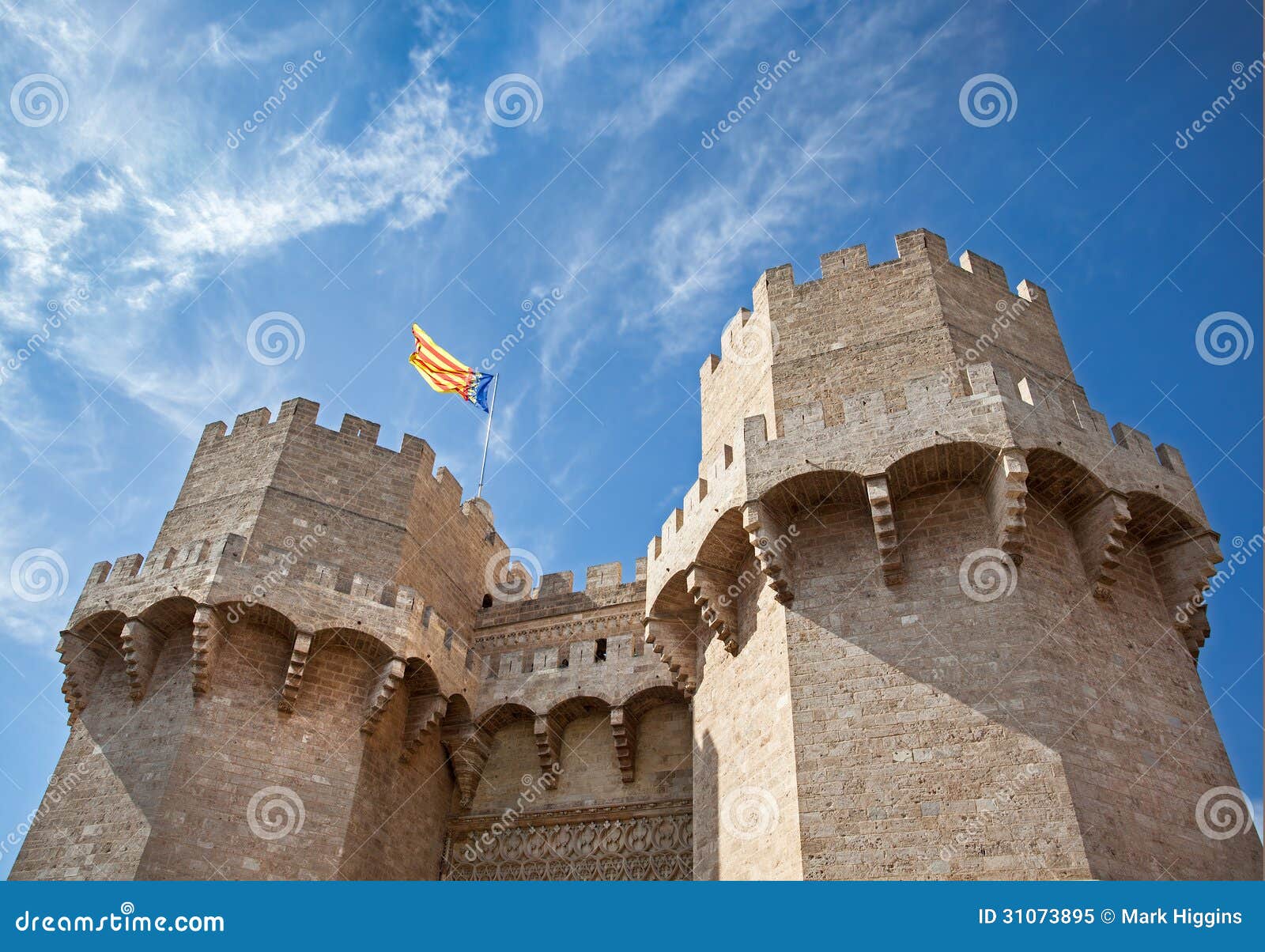 Het kasteel van Valencia stock afbeelding. Image of achtergrond - 31073895