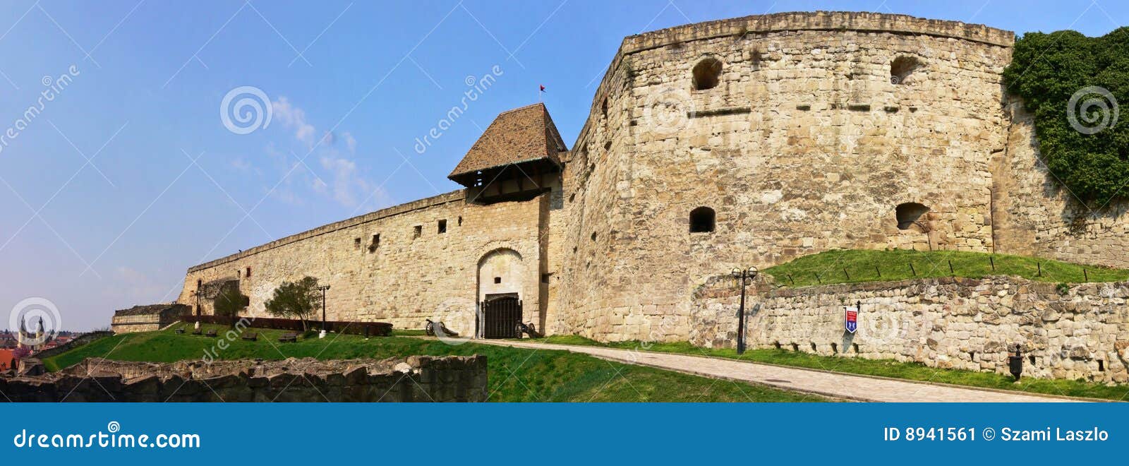 Het Kasteelpanorama 1 Van Eger Stock Afbeelding - Image of kasteel ...