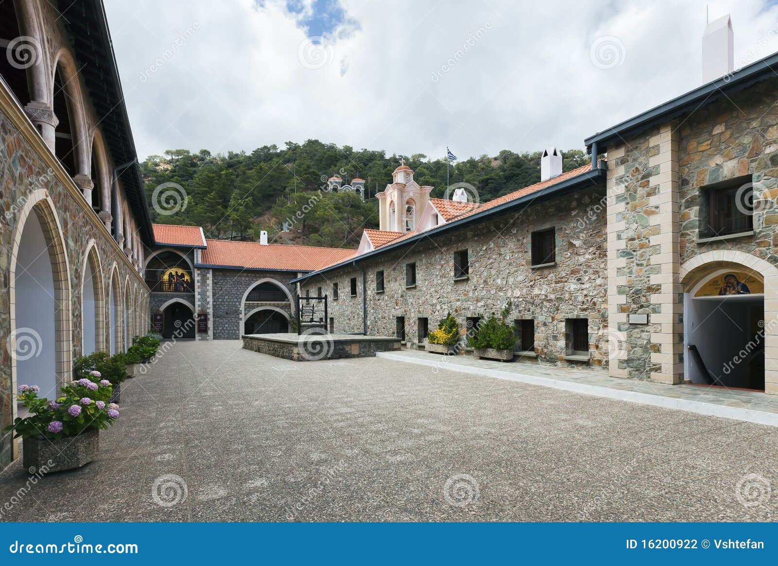 Het Klooster Van Kykkos, Cyprus Stock Foto - Image of buik, klooster ...