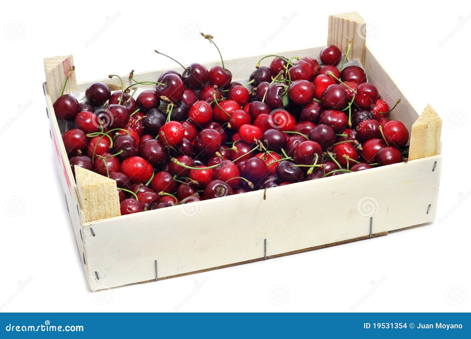 Het krat van kersen stock foto. Image of diner, markt - 19531354