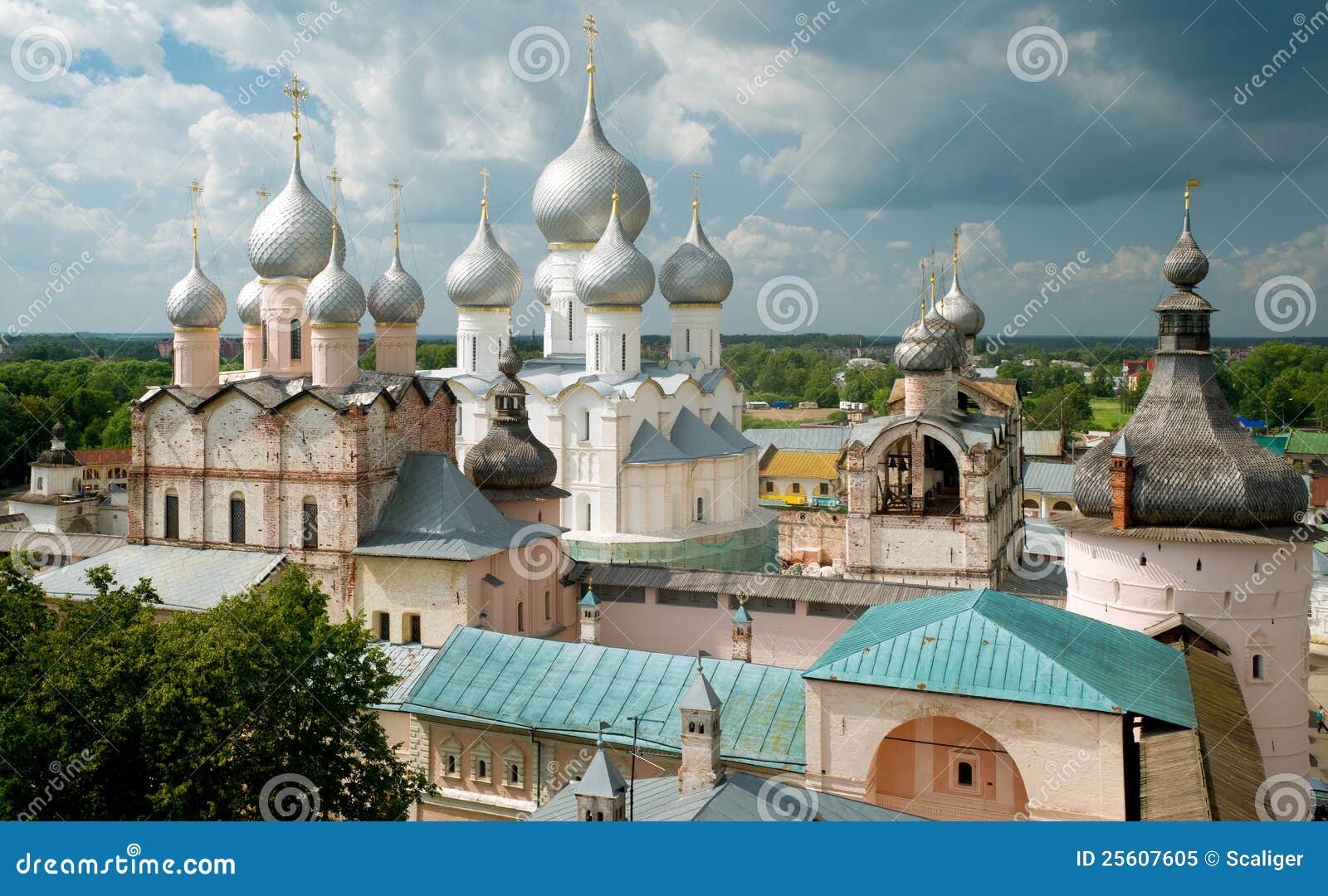Het Kremlin Van Rostov Groot, Rusland Stock Afbeelding - Image of ...