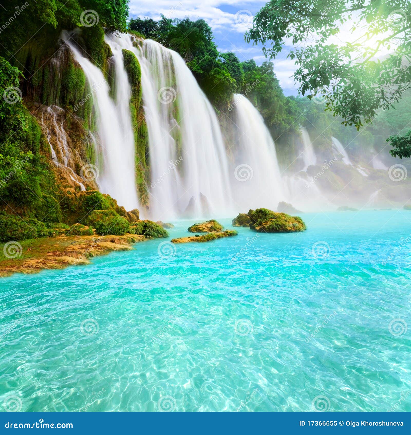 Het Landschap Van De Waterval Stock Afbeelding - Image of mooi, china ...