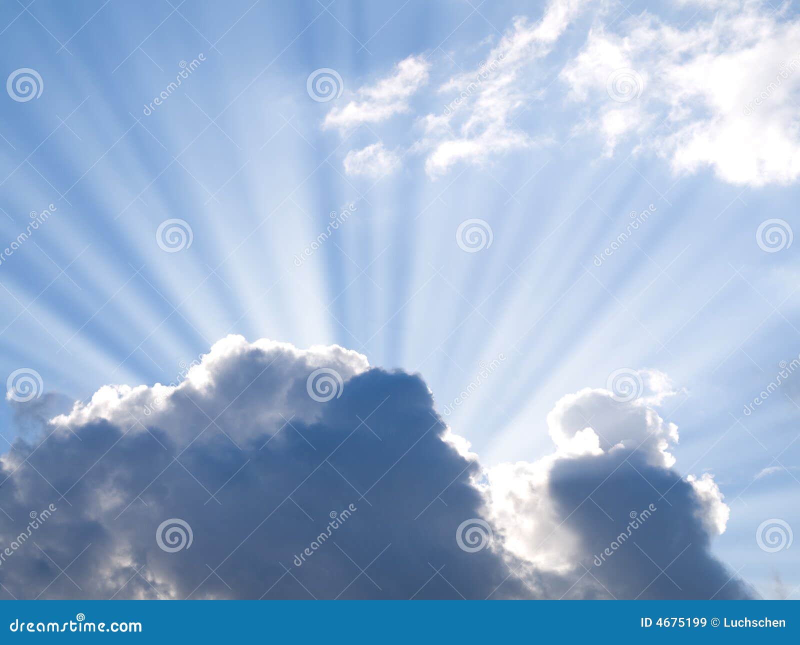 Het licht van de zon stock afbeelding. Image of wolk, zonsondergang ...