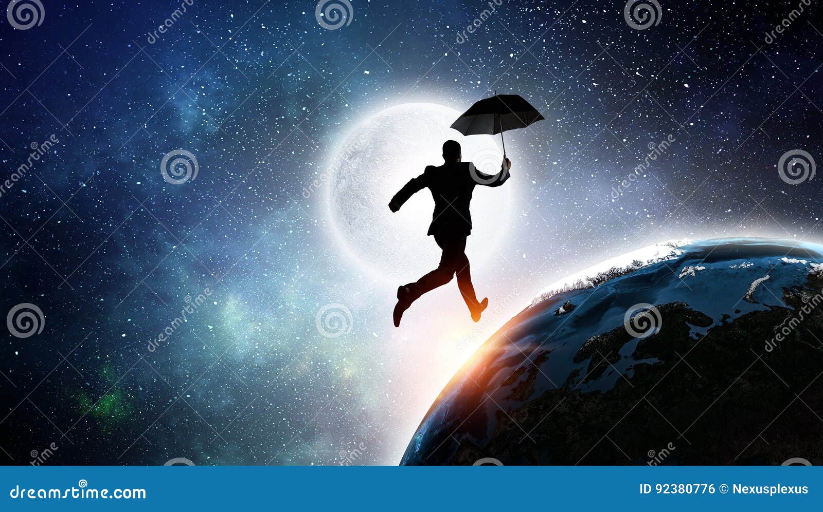 Het lopen rond de wereld stock foto. Image of rond, elegant - 92380776