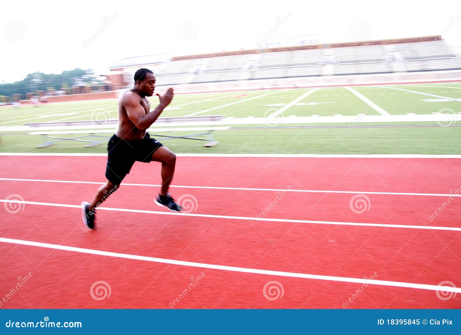 Het lopen van de atleet stock afbeelding. Image of volwassen - 18395845