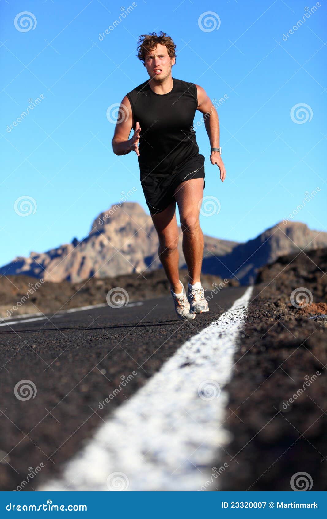 Het Lopen Van De Mens Werkt Uit Stock Afbeelding - Image of levensstijl ...