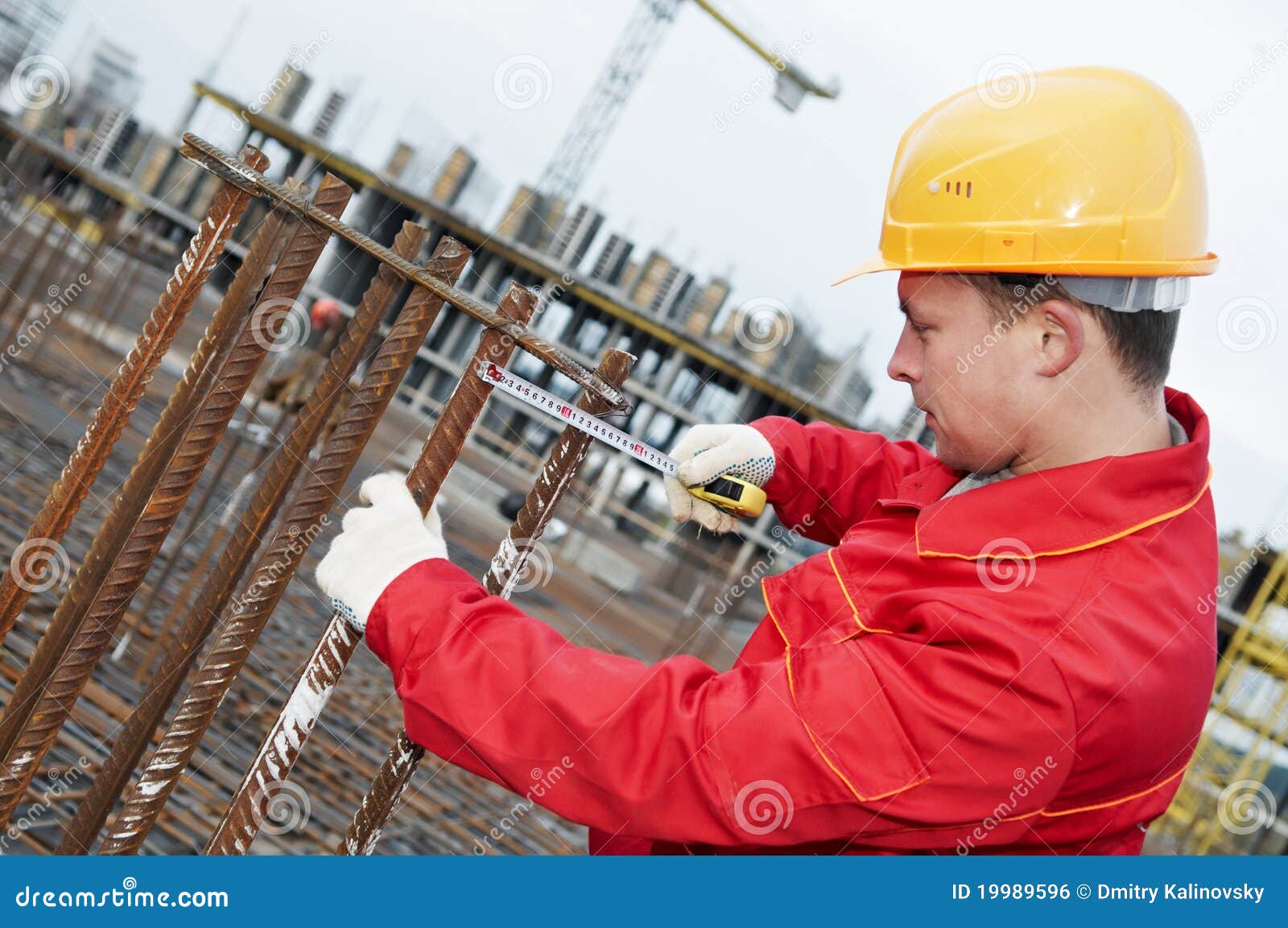 Het Maken Van De Bouwvakker Stock Foto - Image of kader, situ: 19989596