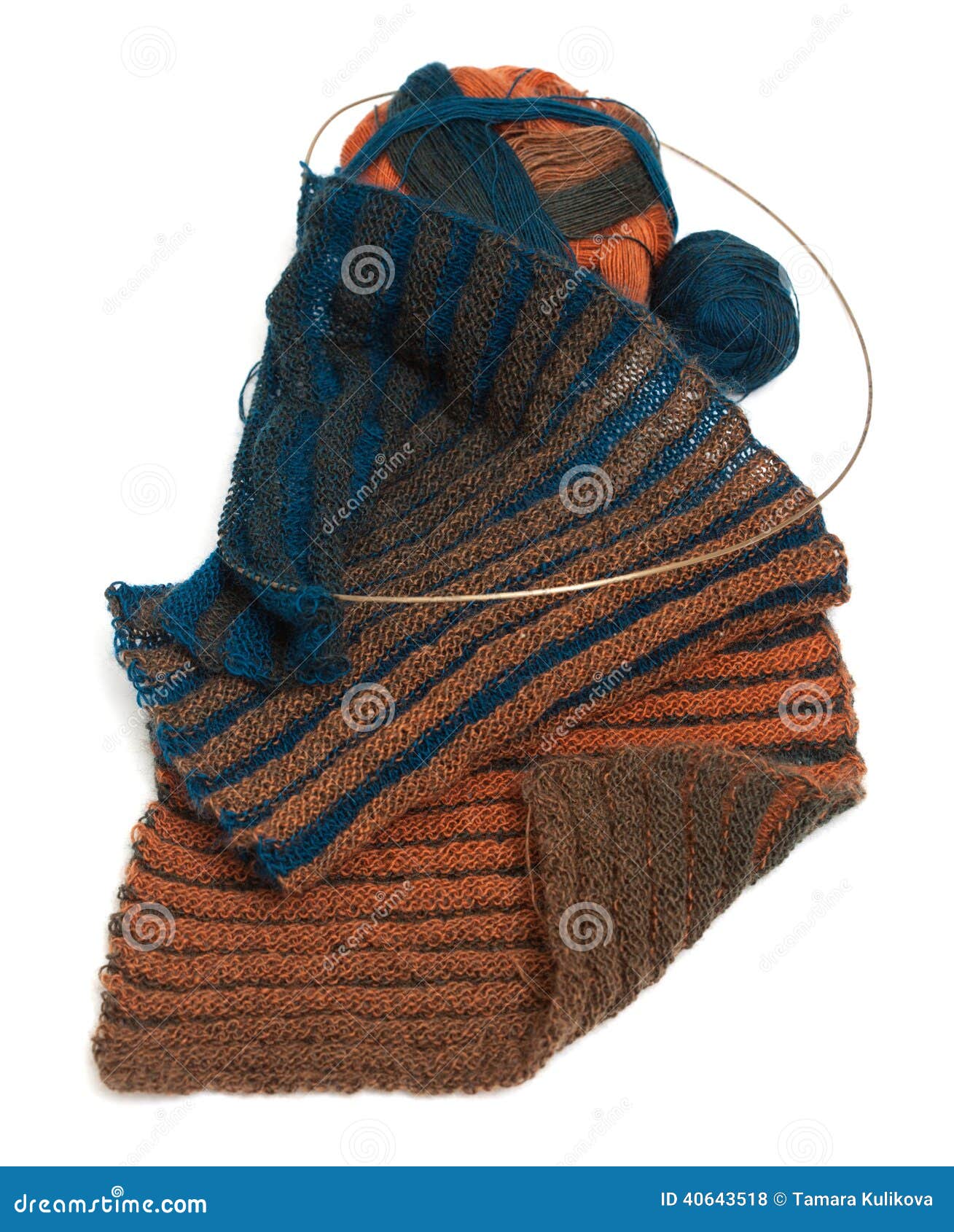 Het maken van een sjaal stock foto. Image of haakwerk - 40643518