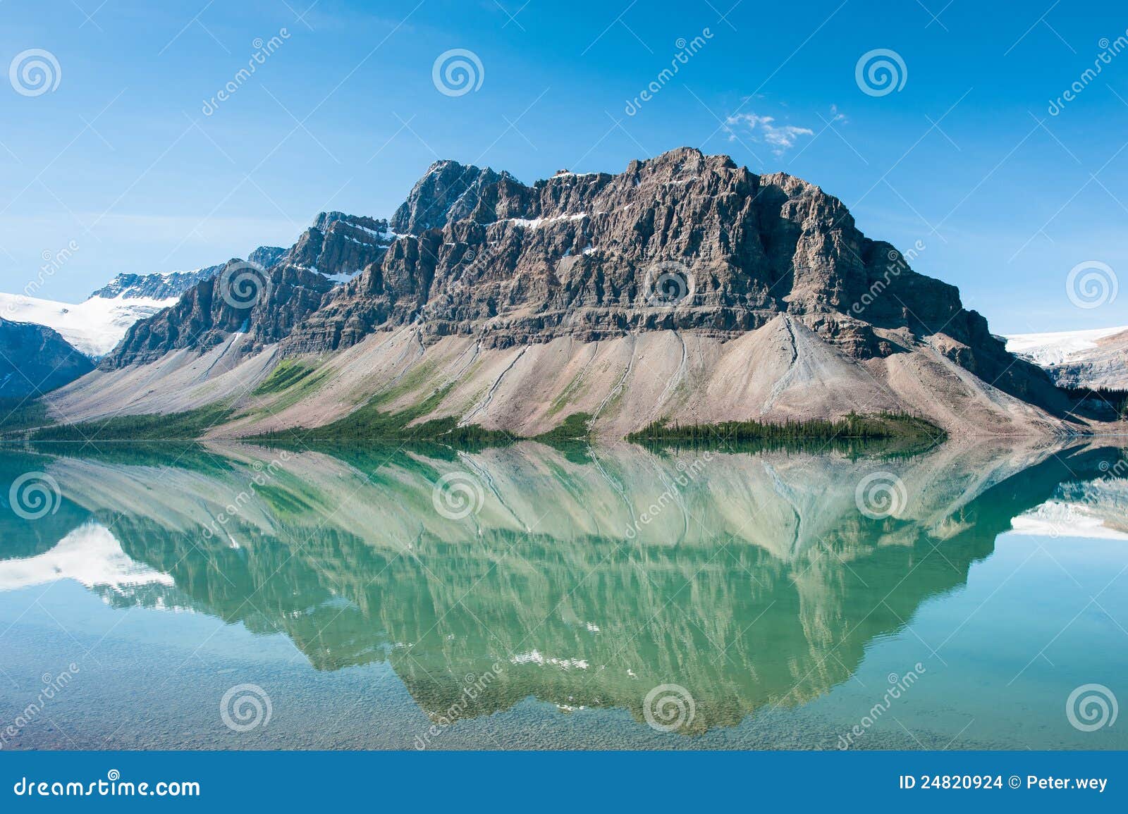 Het Meer van de boog stock foto. Image of rots, canadees - 24820924