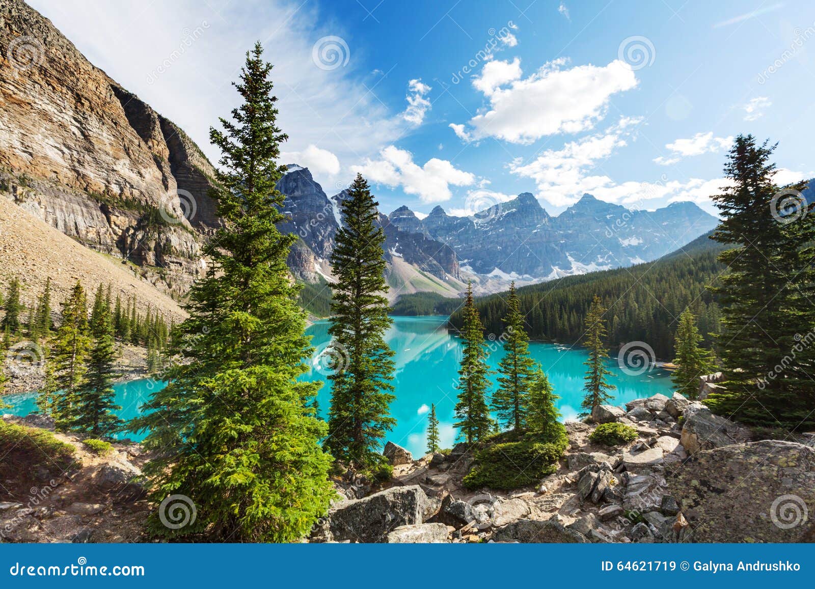 Het Meer van de morene stock afbeelding. Image of beroemd - 64621719